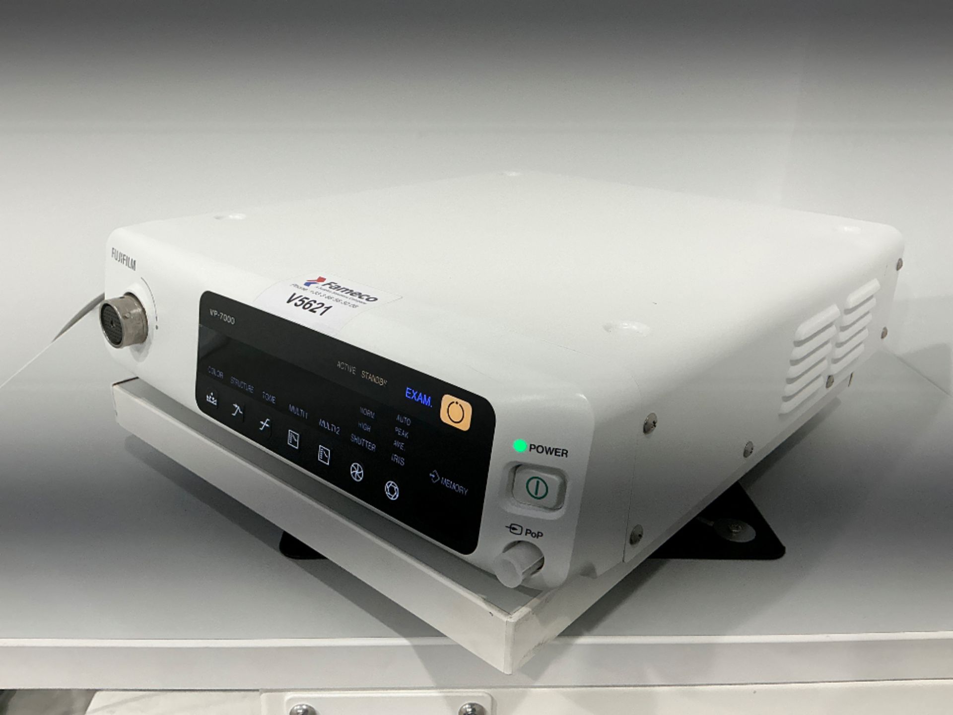 Fujifilm VP-7000 Video Processor, SN: 2V644K112, NOTE: Powered On