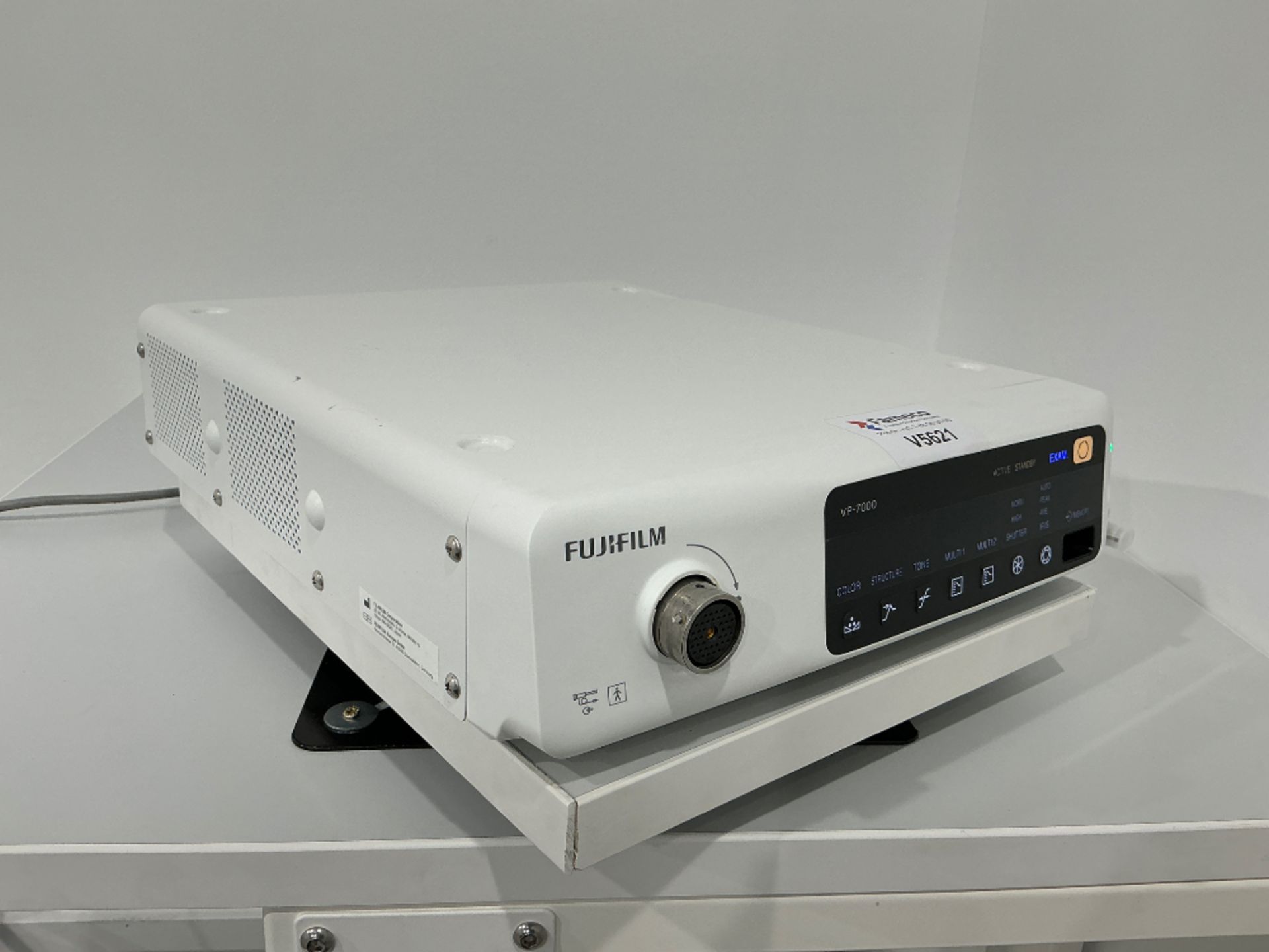 Fujifilm VP-7000 Video Processor, SN: 2V644K112, NOTE: Powered On