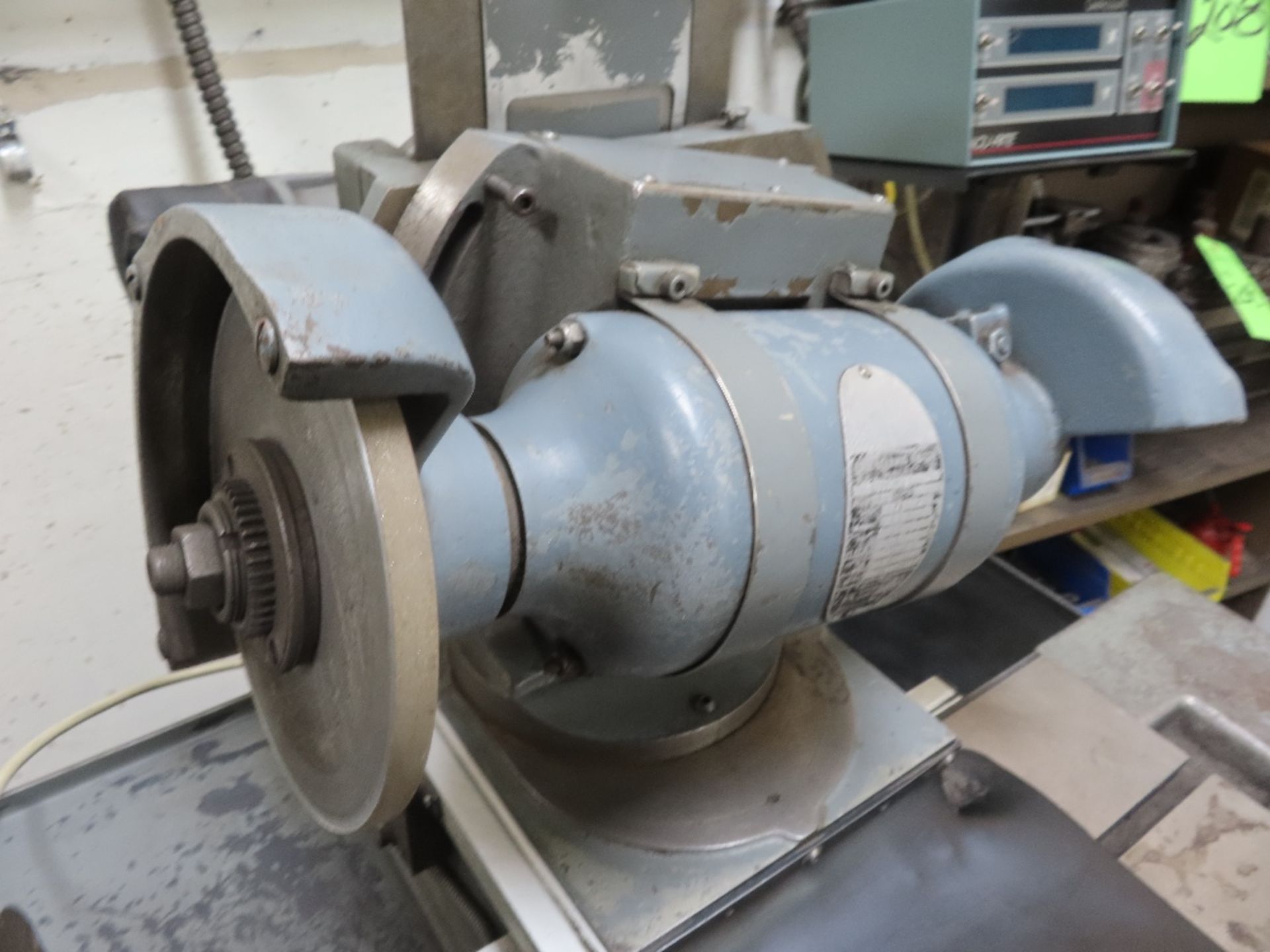 Tool Cutter Grinder w/ Motorized Work Head