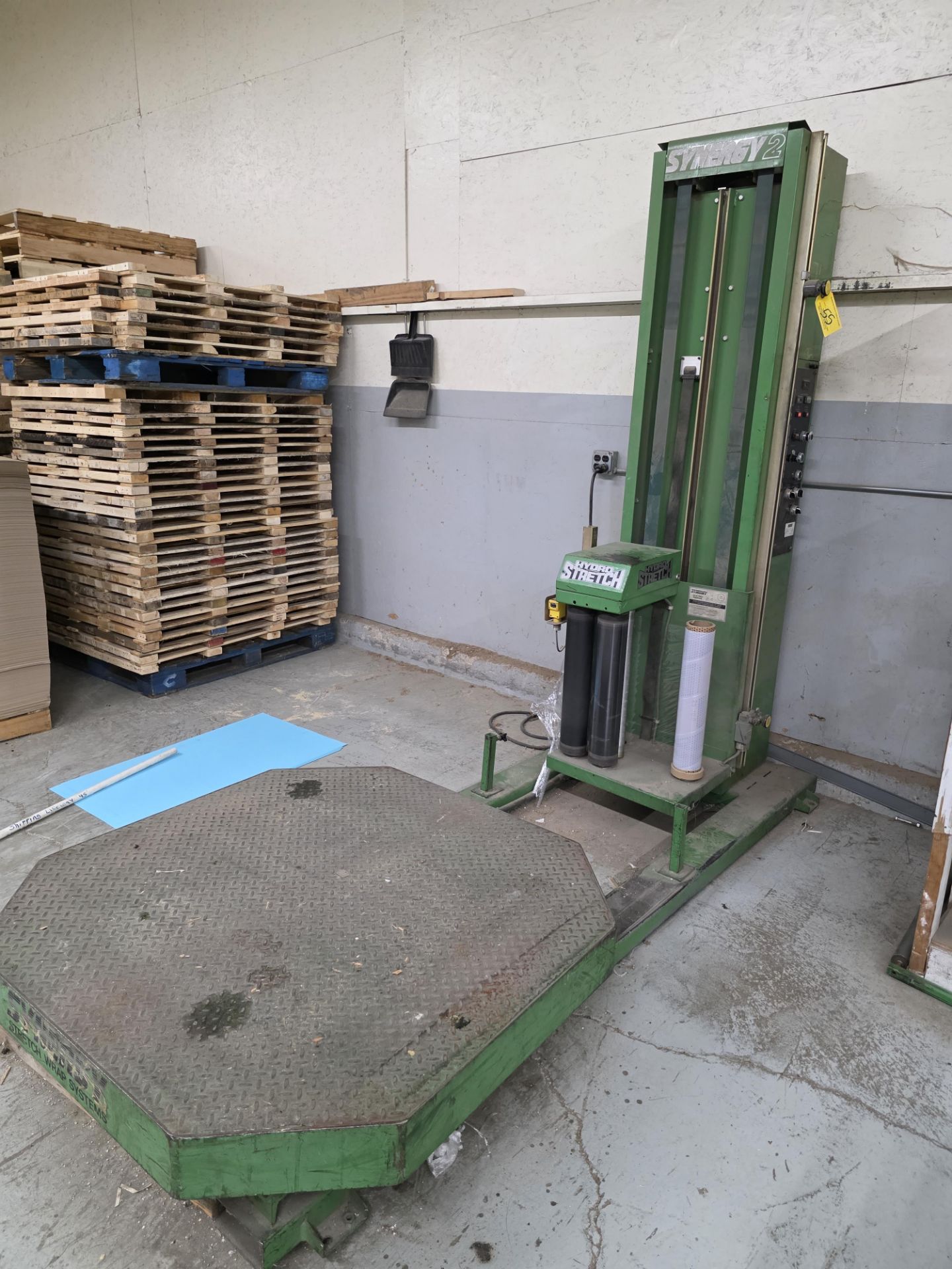 Highlight Synergy II Rotary Pallet Wrapper, Hydrostretch, Rotary ...