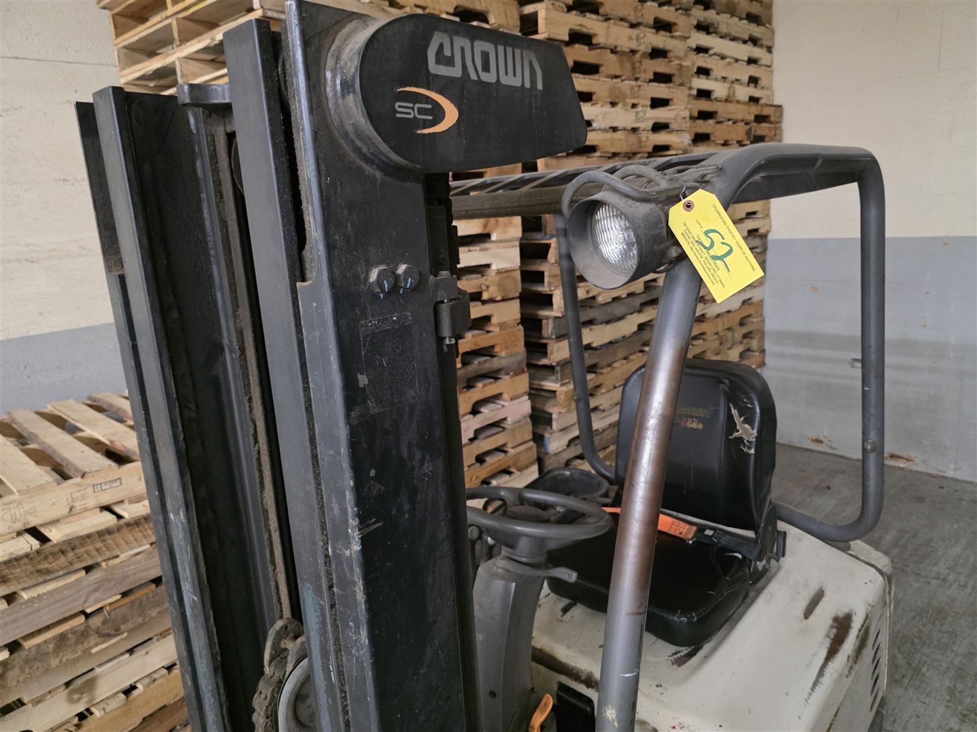 Crown Electric Forklift 4500 Series, S/N 9A150137, 3-Wheel, Double Mast ...