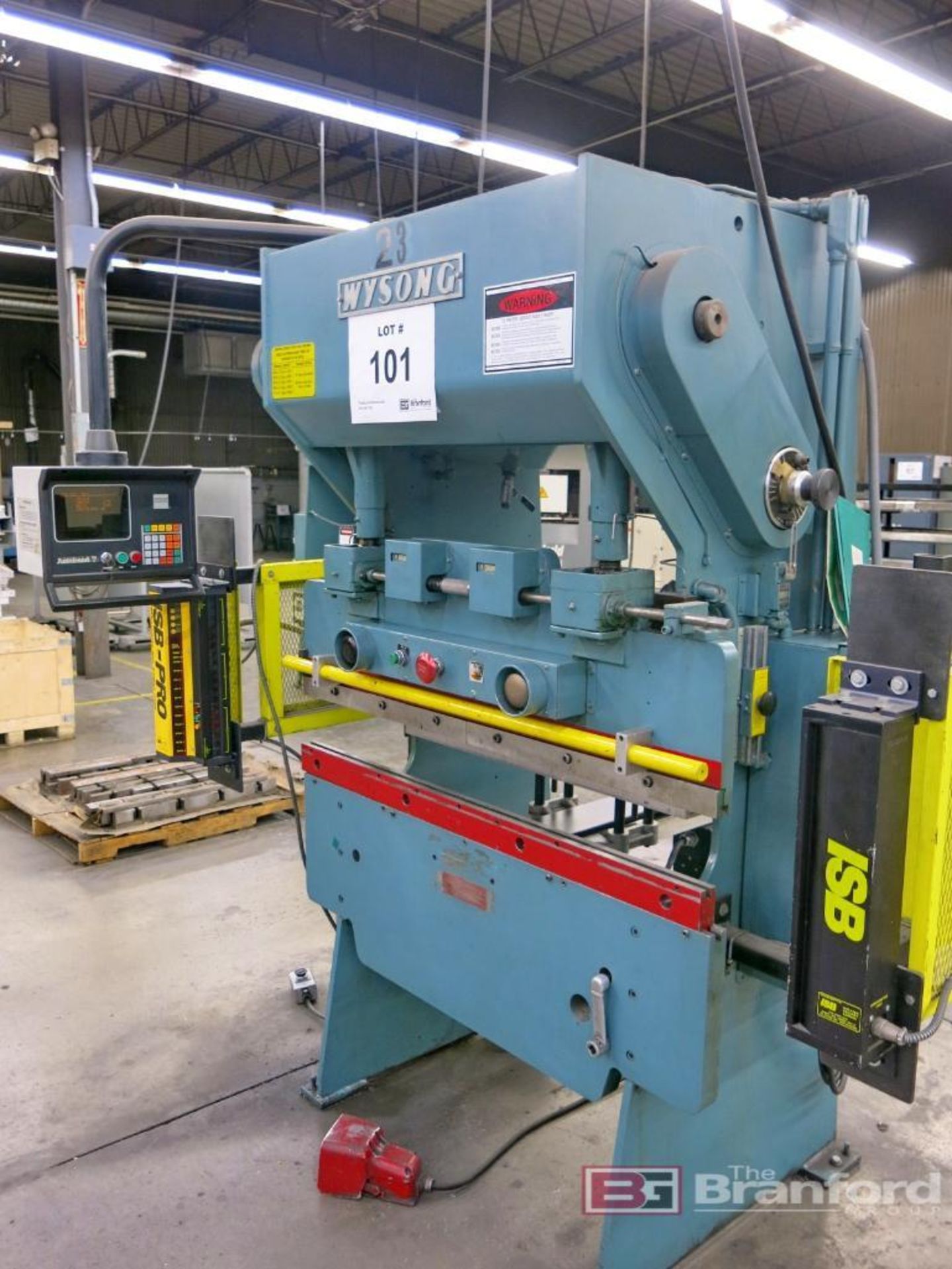 Wysong Model H-2052 20-Ton 52" Press Brake w/ Hurco AV7 Backgauge, Auto ...