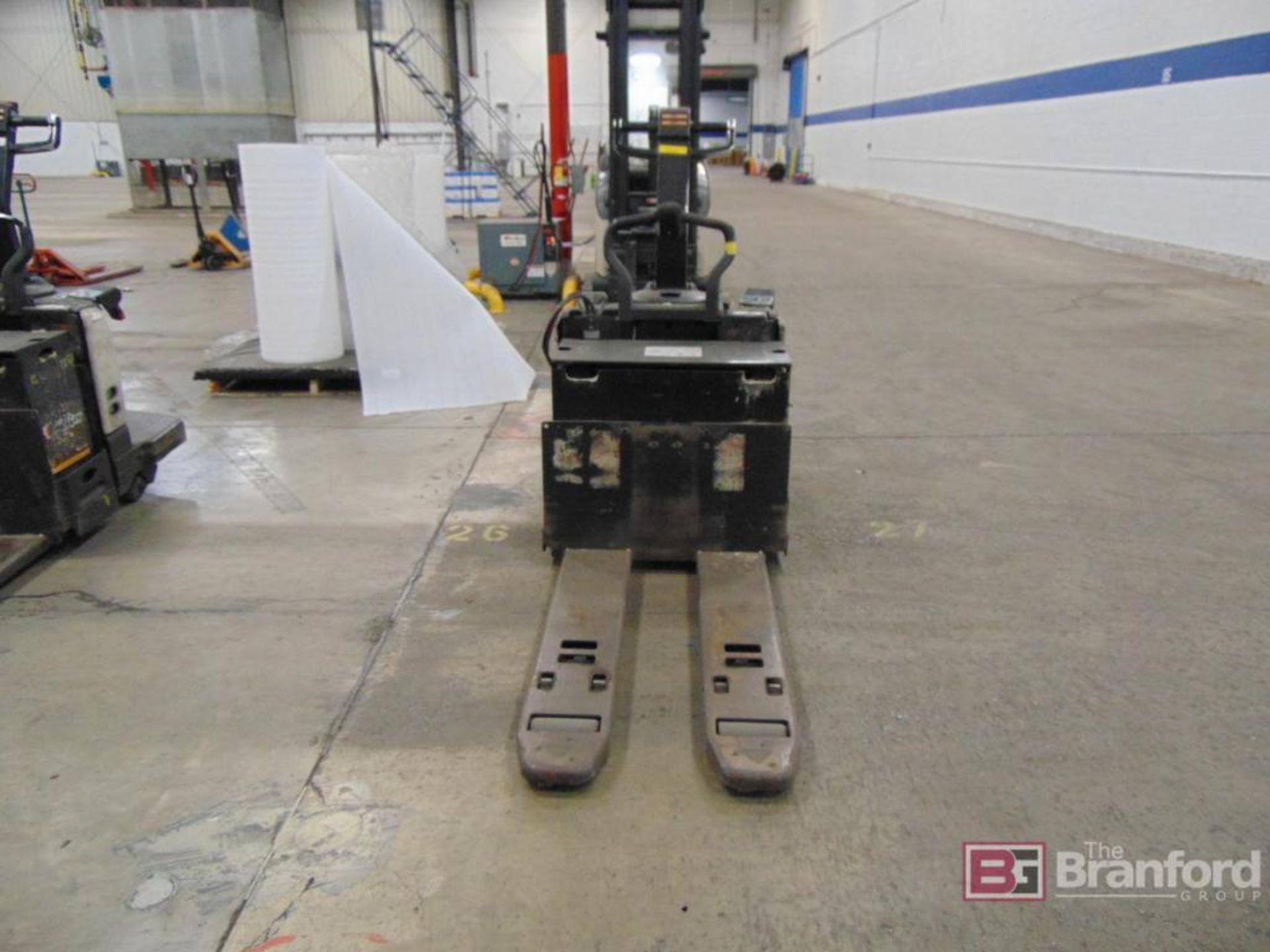 Crown Model PE4000-60 End Control Ride-On Electric Pallet Jack, 6000-Lb ...