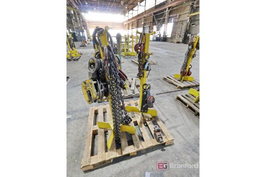 Rigging Tree Stand, w/ Sheet Lifters & Chains