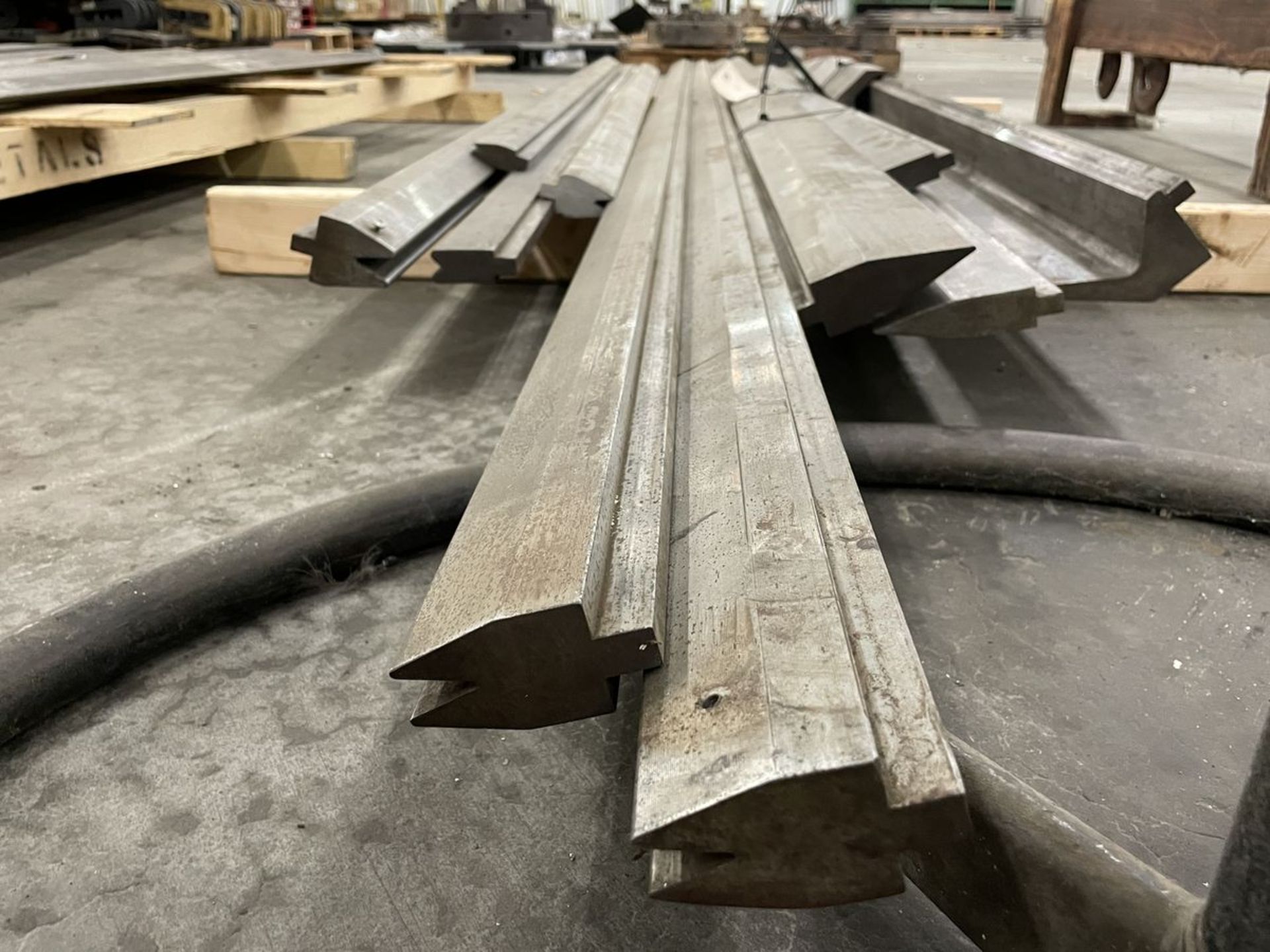 Assorted American Tang Press Brake Tooling - Including Gooseneck ...
