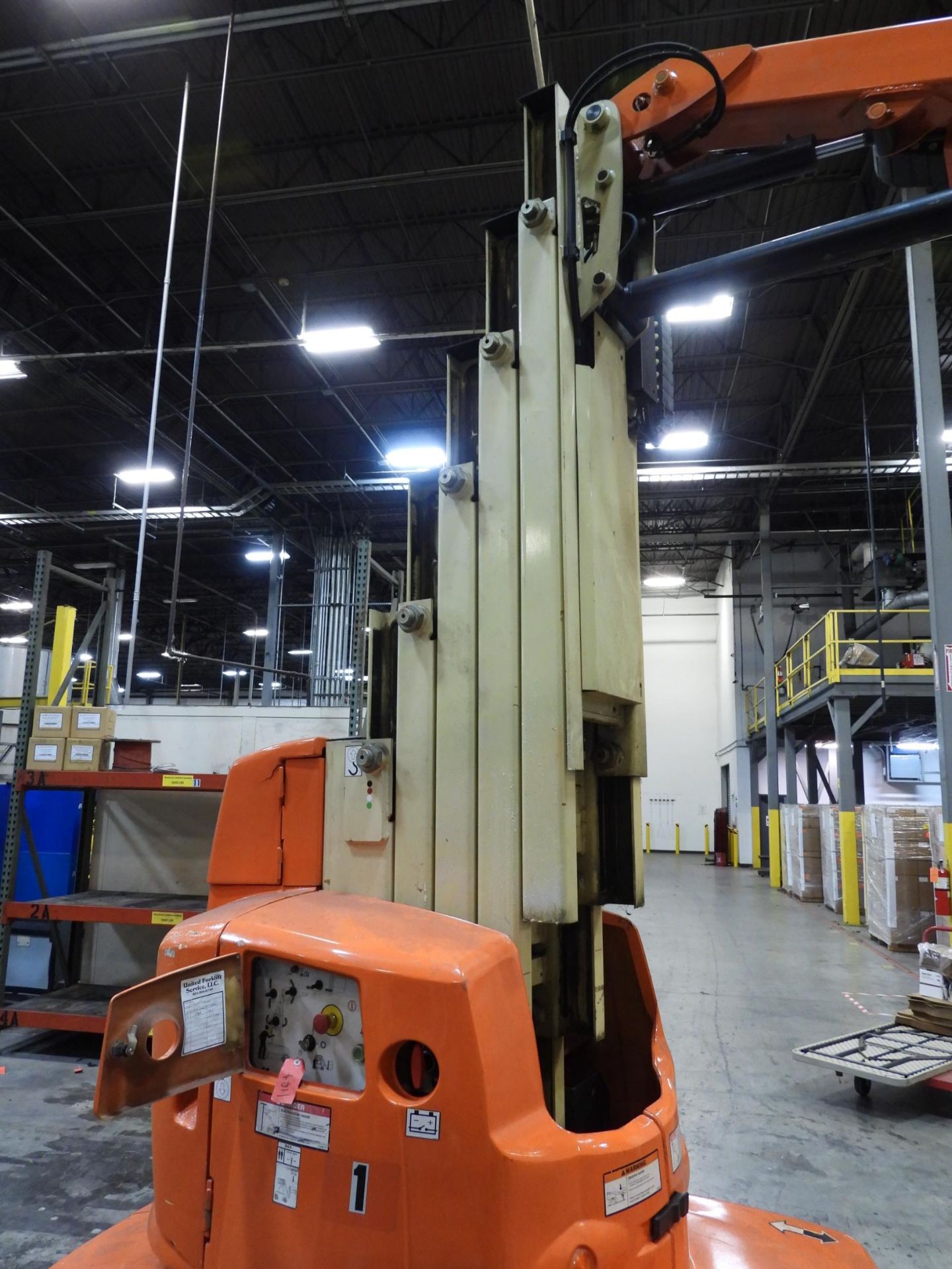 JLG Model E33MJ Boom Lift, New 2006, Electric, 32' 9" Platform Height ...