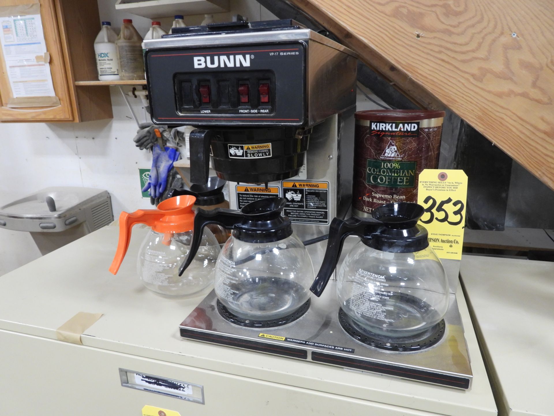Bunn Coffee Maker – 3 pot, with new can of coffee