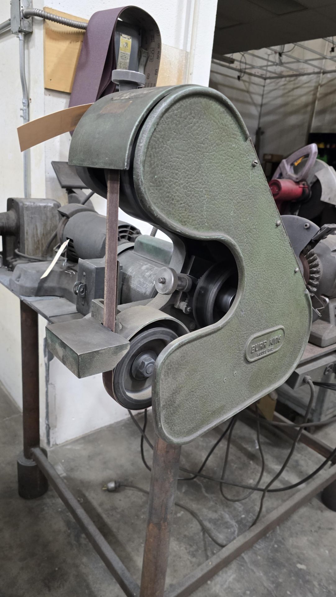 BURR KING 562 BELT SANDER