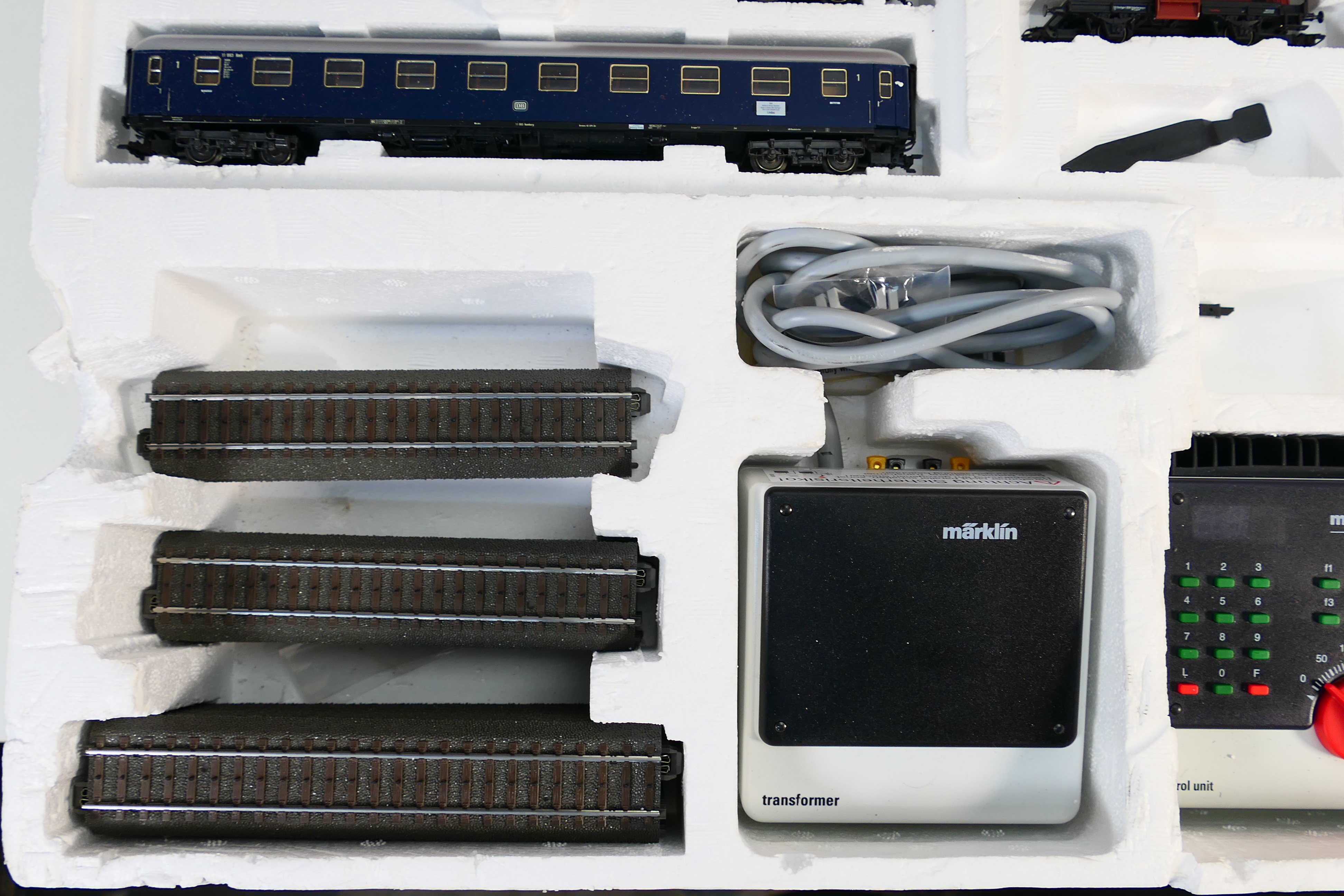Marklin - A boxed Marklin HO Digital Premium Starter Set # 29855. The ...
