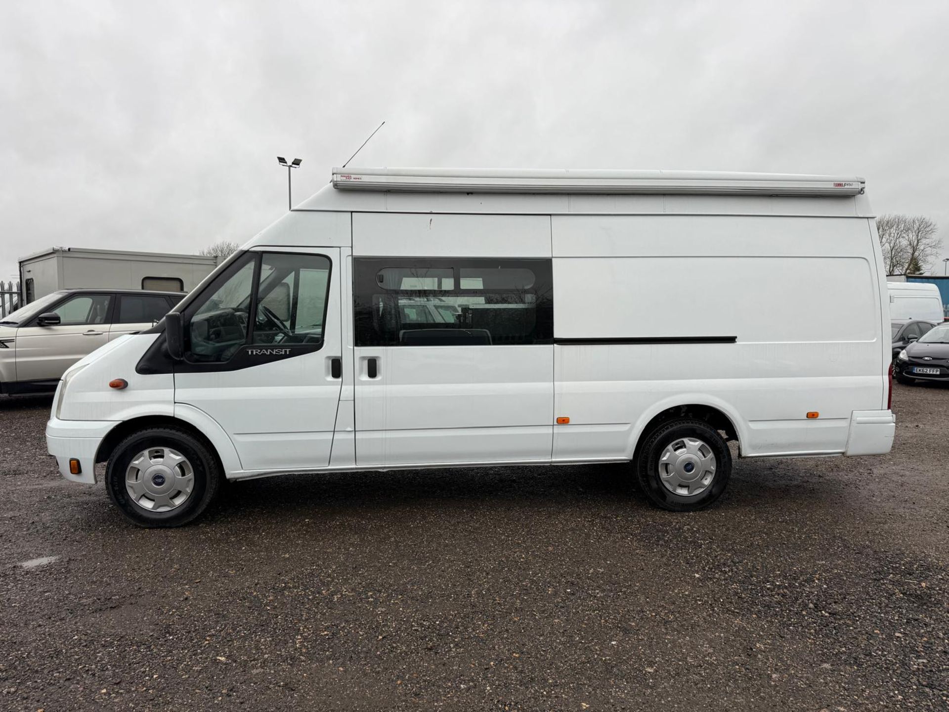 FORD TRANSIT CAMPER WITH LIVING AND GARAGE AREA 2.4 TDCI 140 M/R JUMBO ...