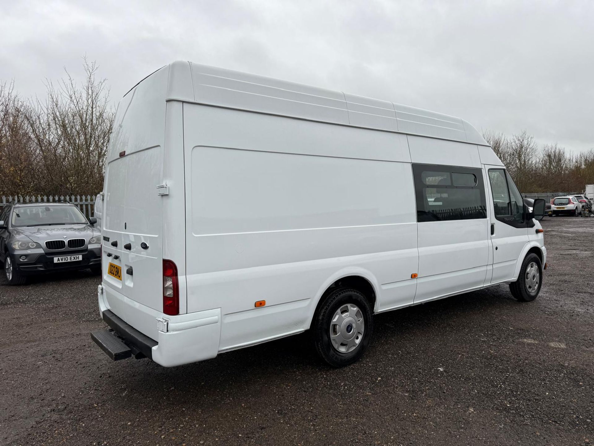 FORD TRANSIT CAMPER WITH LIVING AND GARAGE AREA 2.4 TDCI 140 M/R JUMBO ...