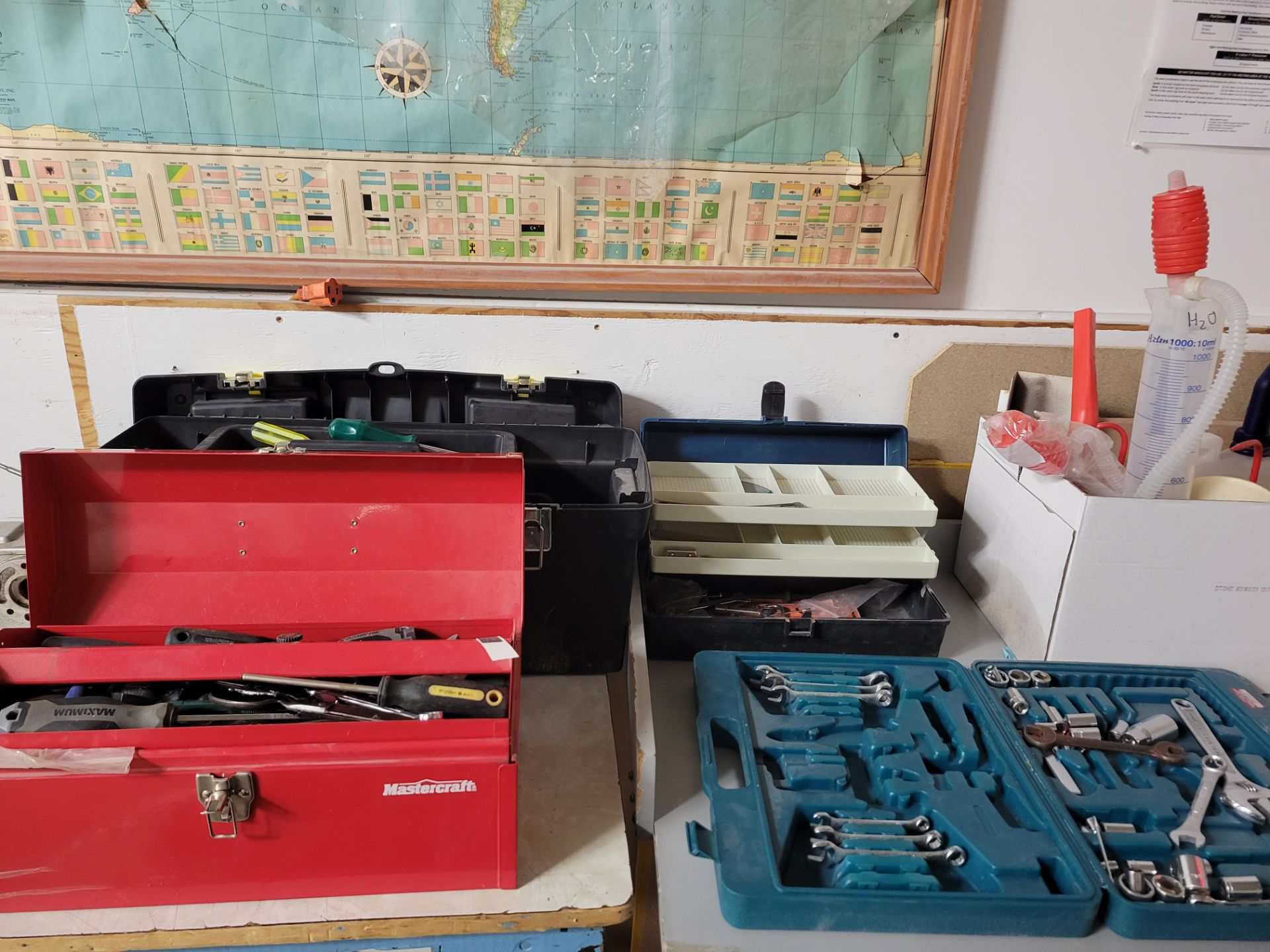 Ranger Tool Chest with Mastercraft Toolbox and Rigid Bench Vise w ...