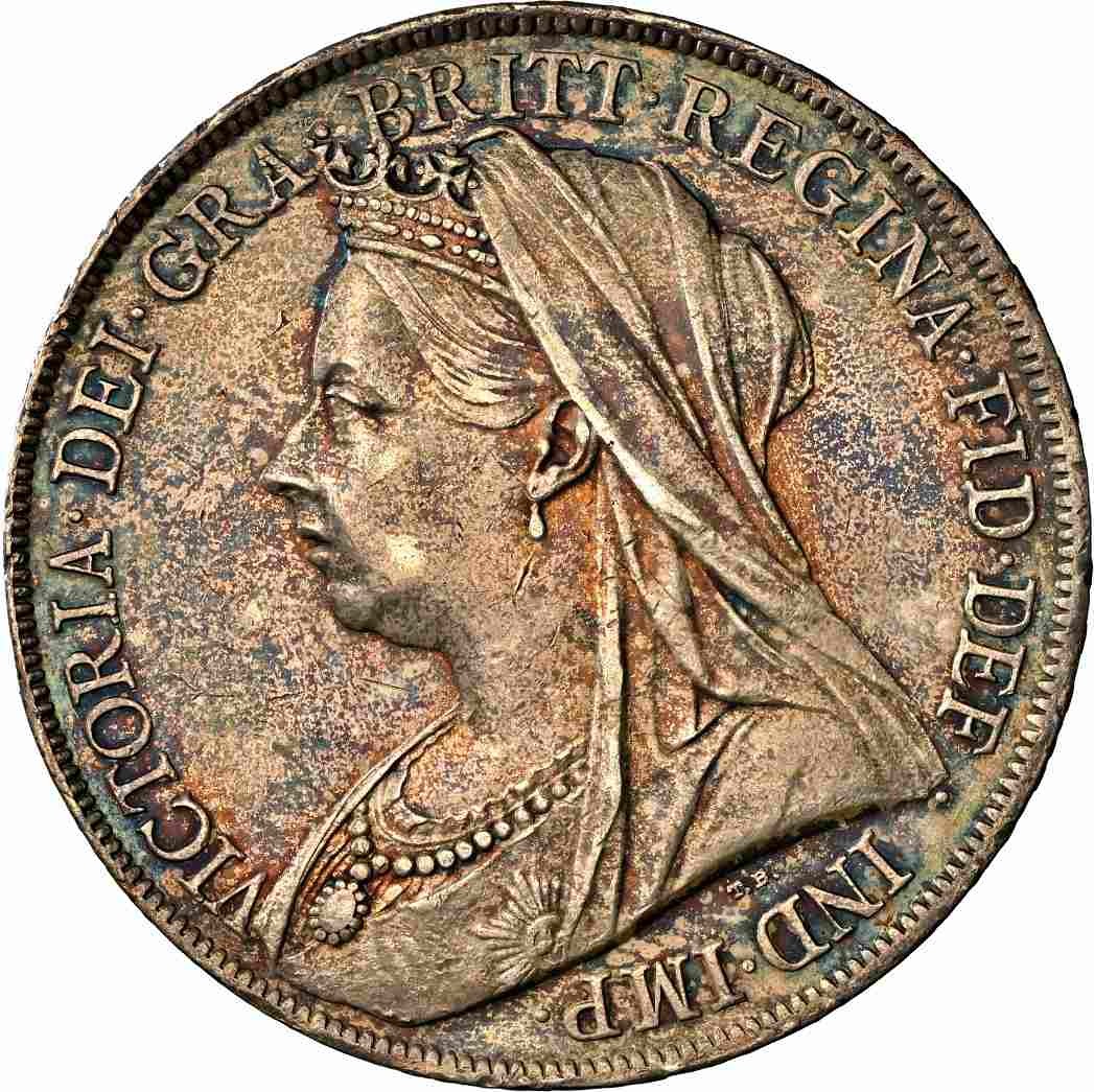 Victoria (1837-1901), Crown, 1900, old veiled bust rev. St George and ...