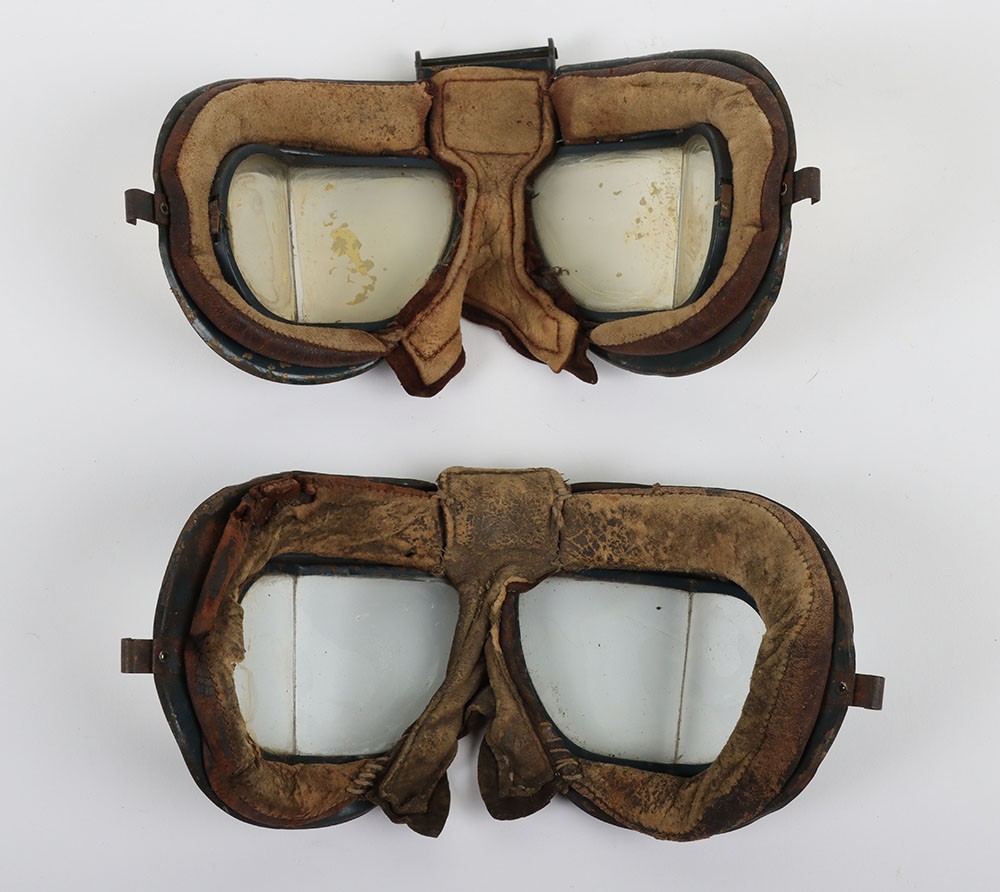 WW2 RAF Mk VII Flying Goggles, a well worn pair of flying goggles with ...