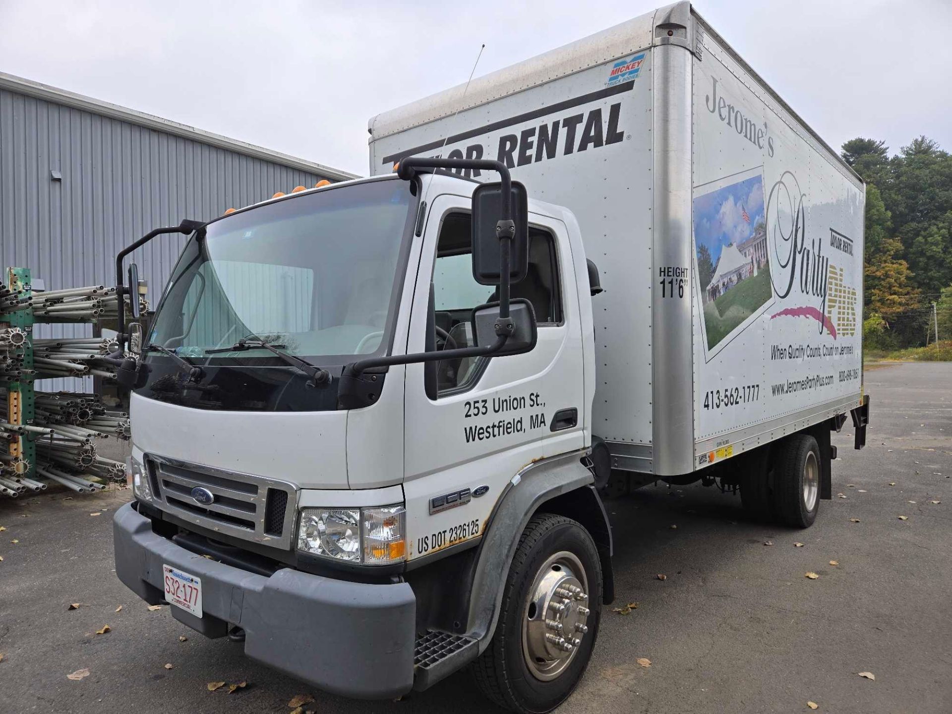 2006 Ford LCF 16 foot box truck, Power stroke, 4.5L, V6, VIN ...