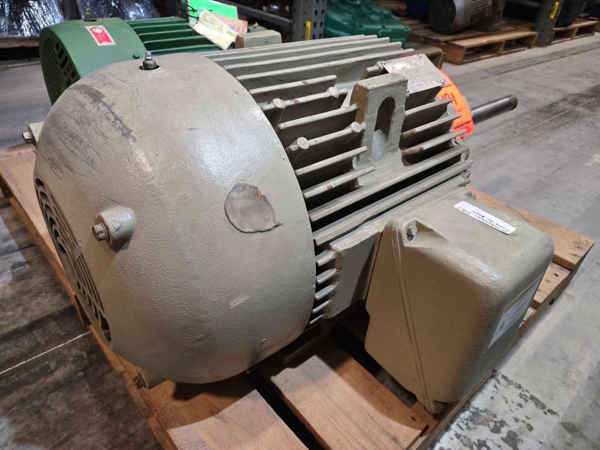 General Electric 40 HP AC motor m/n 5KS324SAA108B, s/n WVFT256A01, 3575 ...