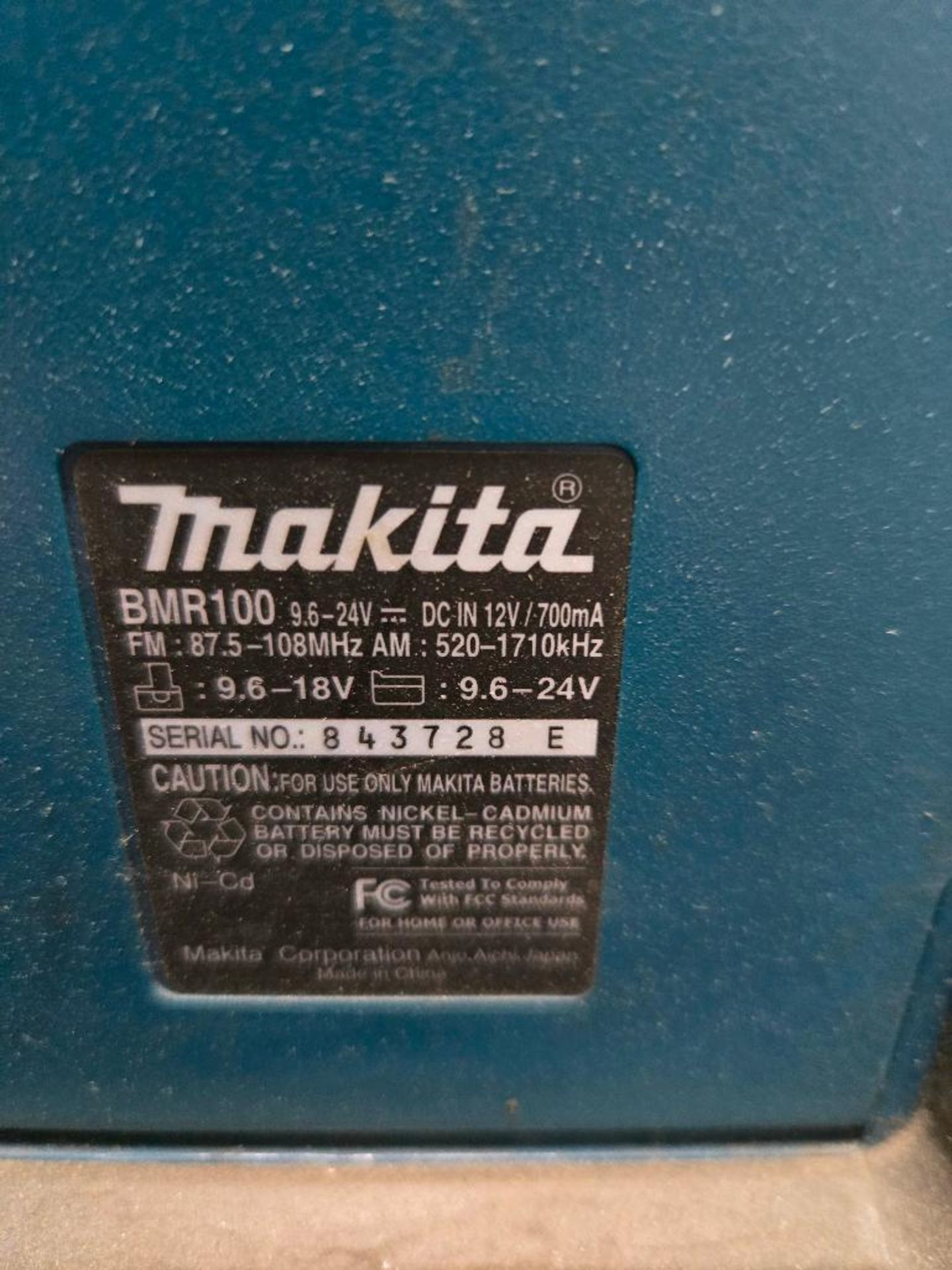 Makita BMR100 Jobsite Radio