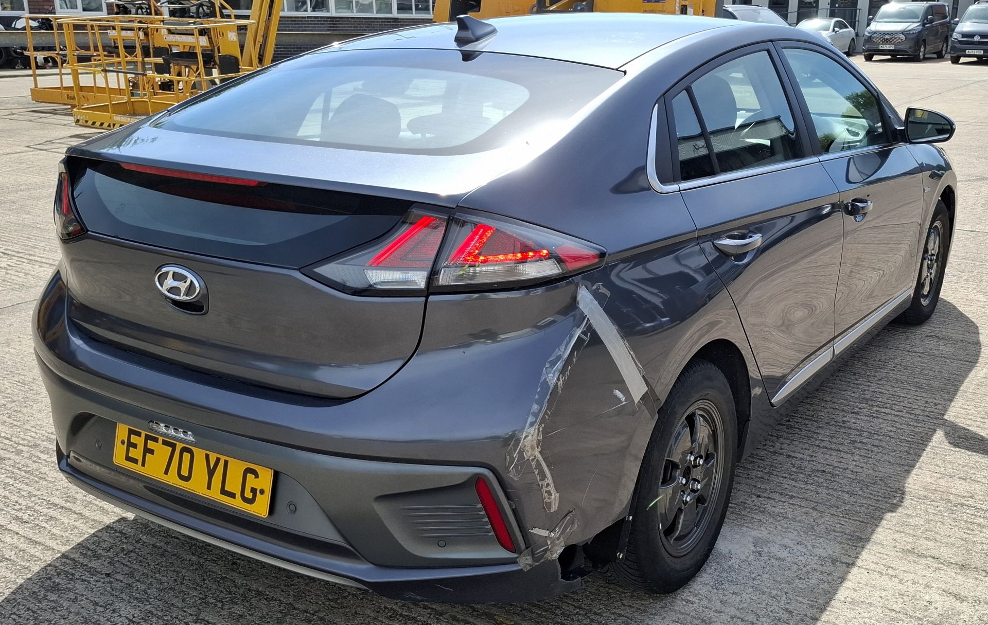 GREY HYUNDAI IONIQ PREMIUM HEV S-A HYBRID ELECTRIC 5 DOOR HATCHBACK ...