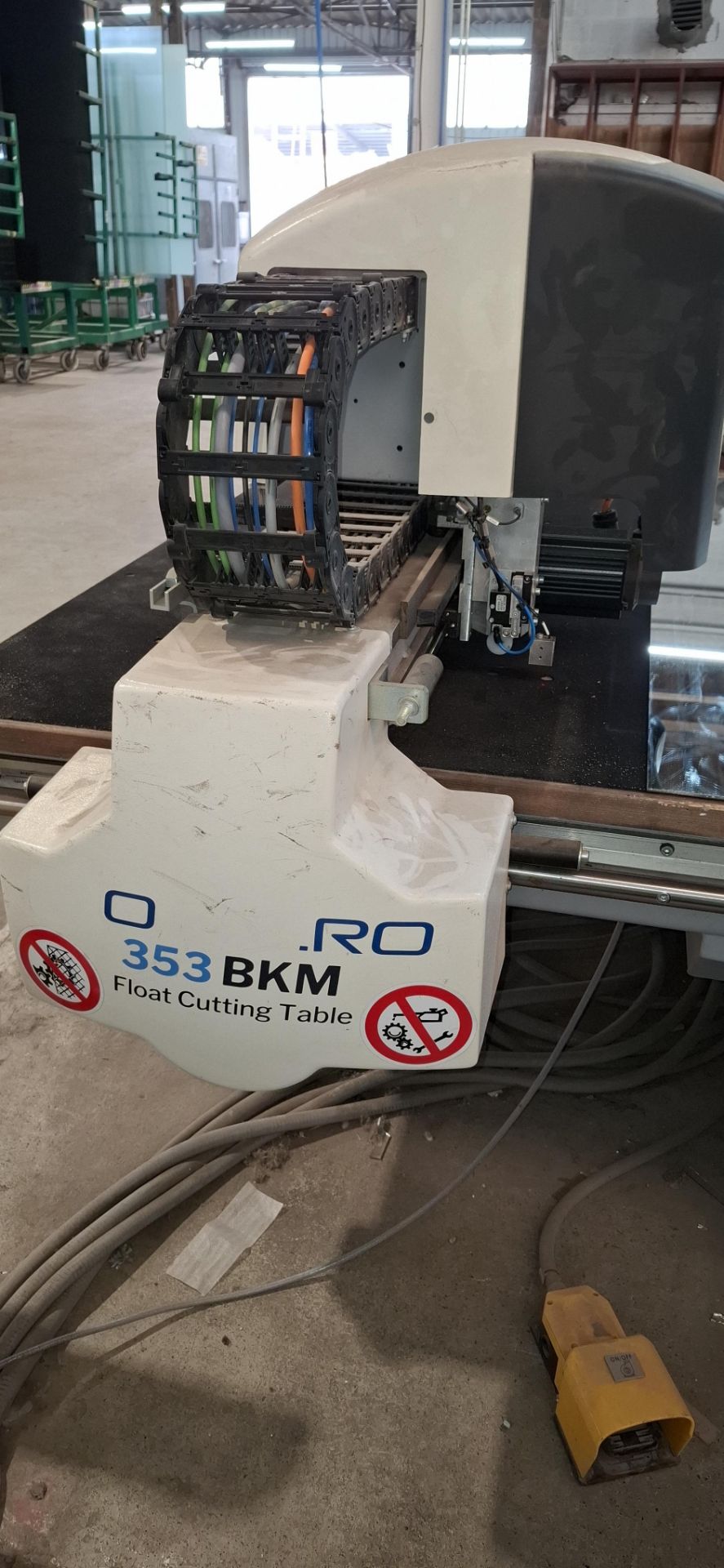 1 X BOTT 10 353 BKM FLOAT CNC GLASS CUTTING MACHINE IN SIZE LENGTH 4 ...