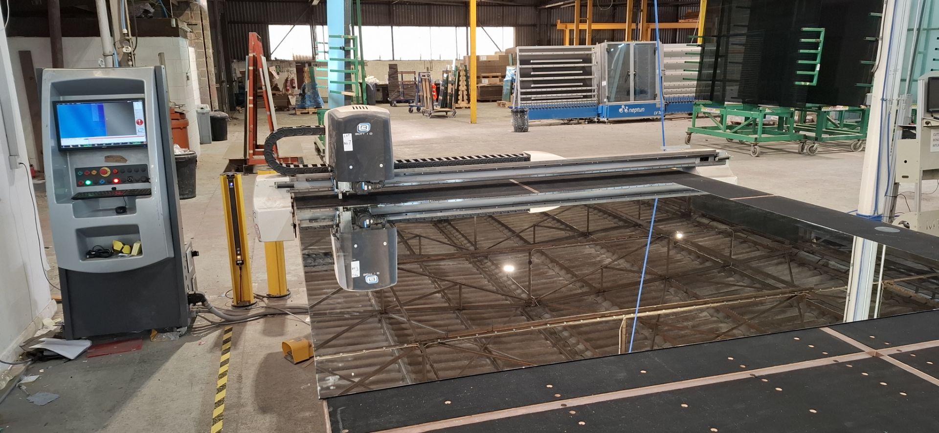 1 X BOTT 10 353 BKM FLOAT CNC GLASS CUTTING MACHINE IN SIZE LENGTH 4 ...