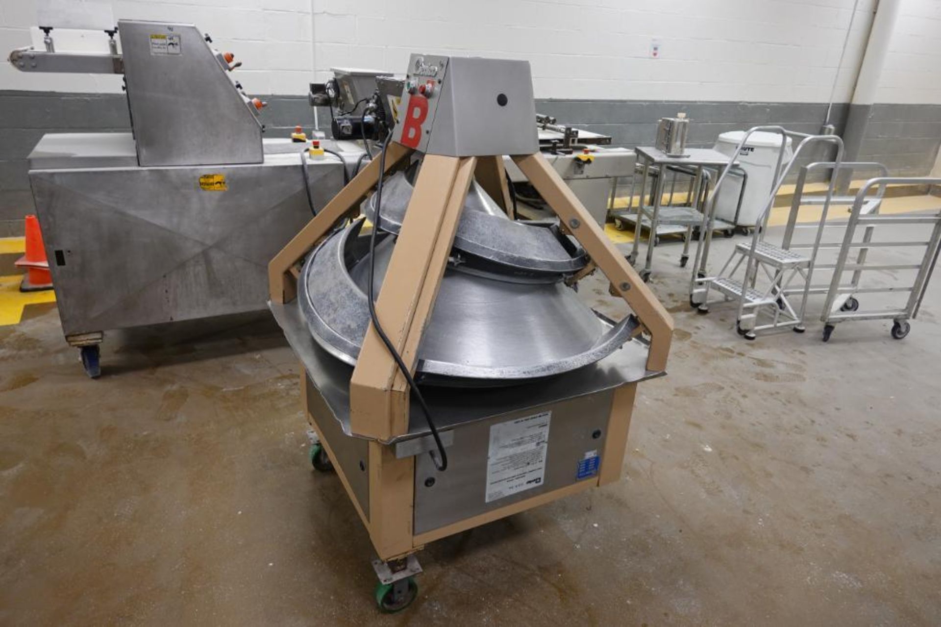 Benier conical dough rounder, Model CO5L, 42 in. tall discharge, SS ...