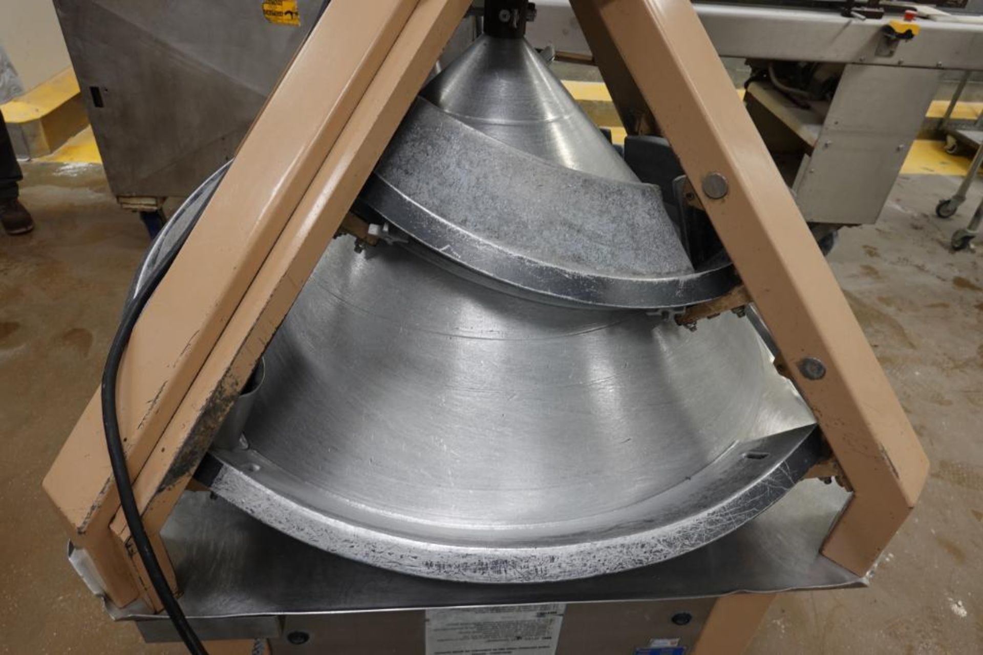 Benier conical dough rounder, Model CO5L, 42 in. tall discharge, SS ...