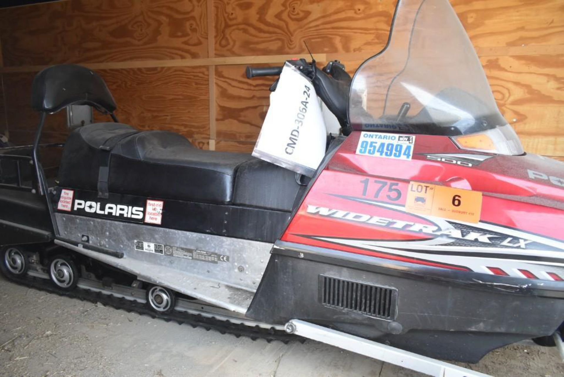POLARIS (2005) WIDETRAK LX SNOWMOBILE WITH 488 CC 2-STROKE GAS ENGINE ...