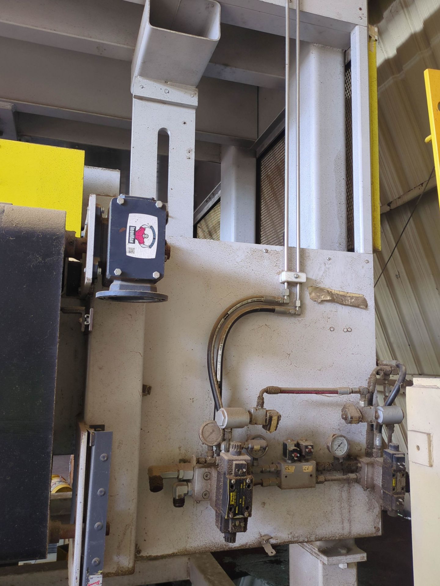MFG. UNKNOWN SINGLE OPENING HYDRAULIC RF CURING PRESS, S/N: N/A (CI ...