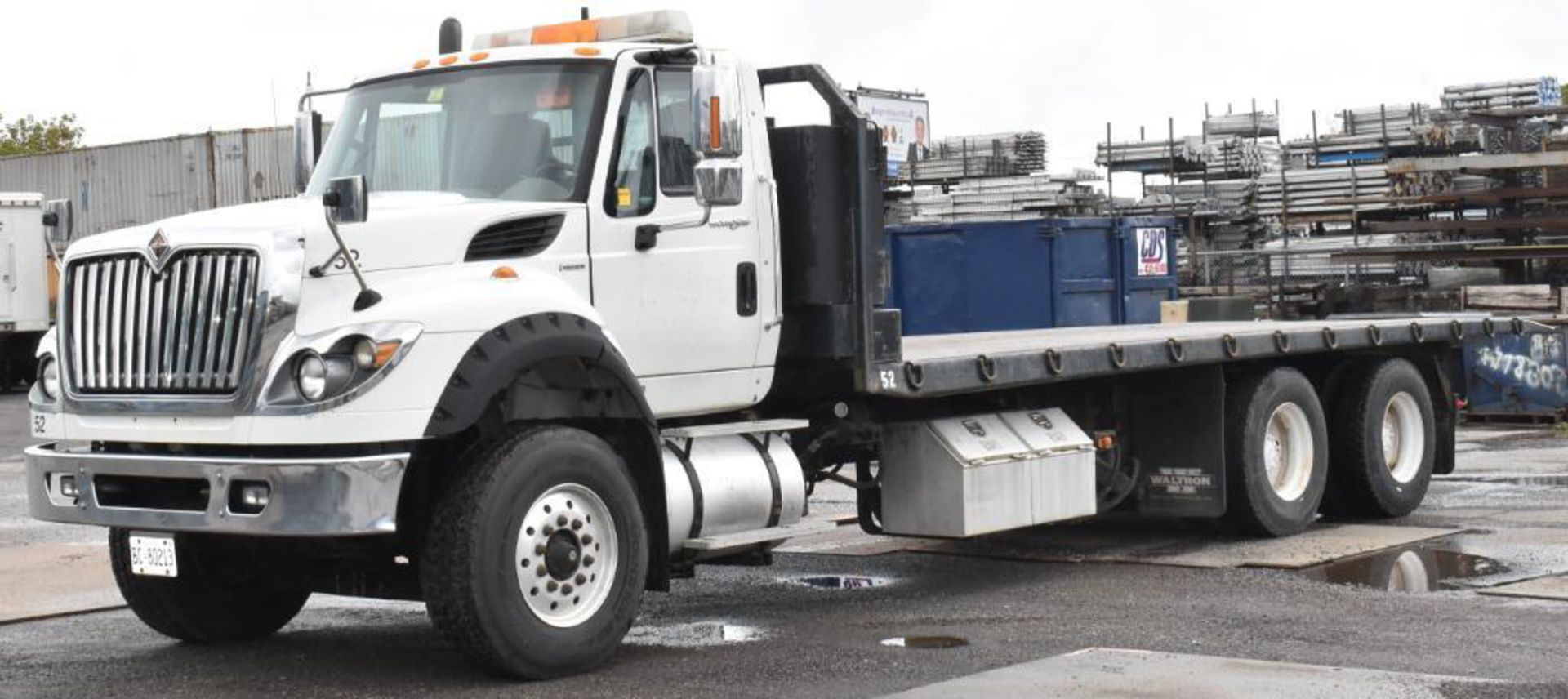 { Choice of lots: 293 } INTERNATIONAL (2012) 7600SBA TILT ‘N’ LOAD ...