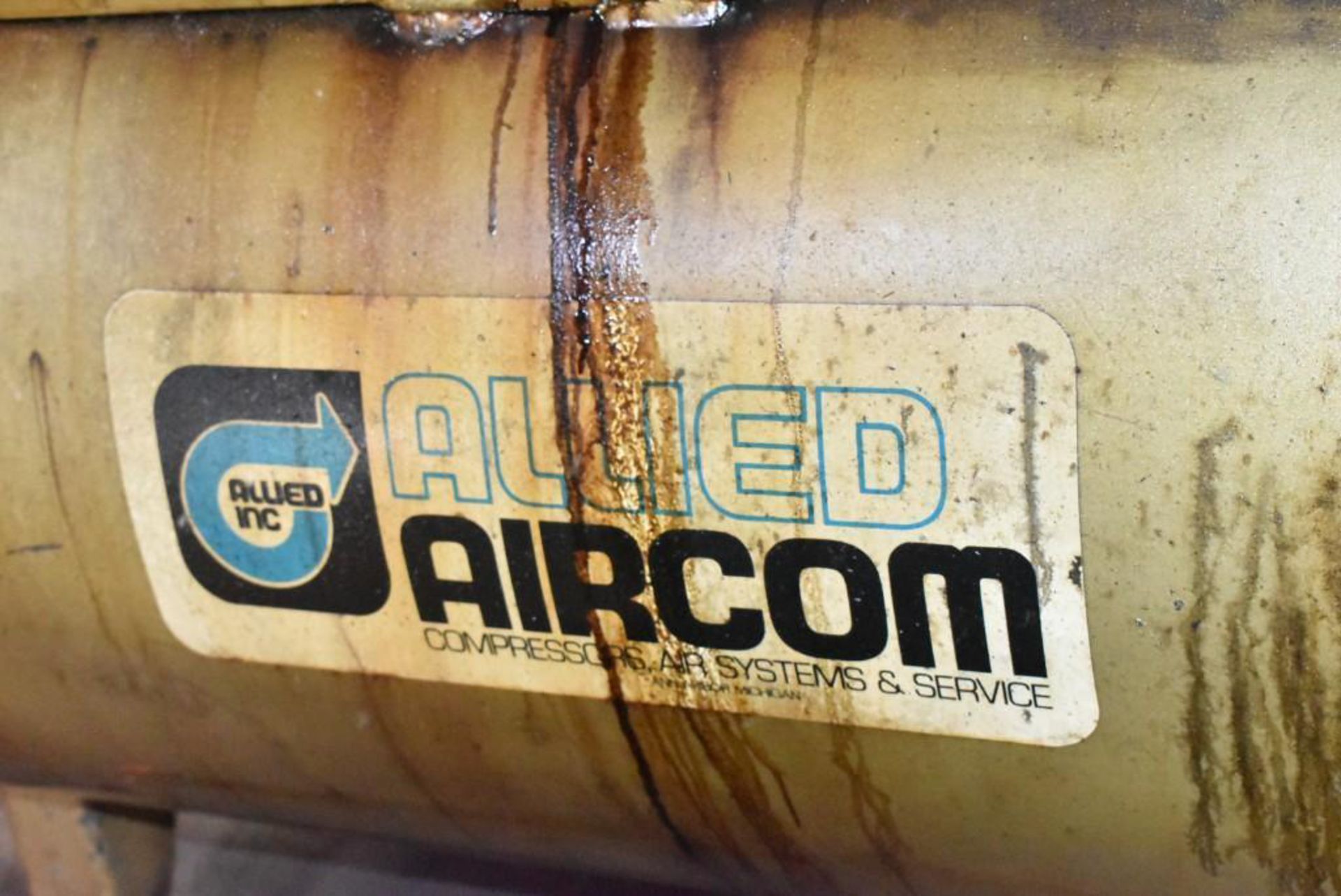 ALLIED AIRCOM 10 HP TANK-MOUNTED AIR COMPRESSOR, S/N: N/A (CI) (DELAYED ...
