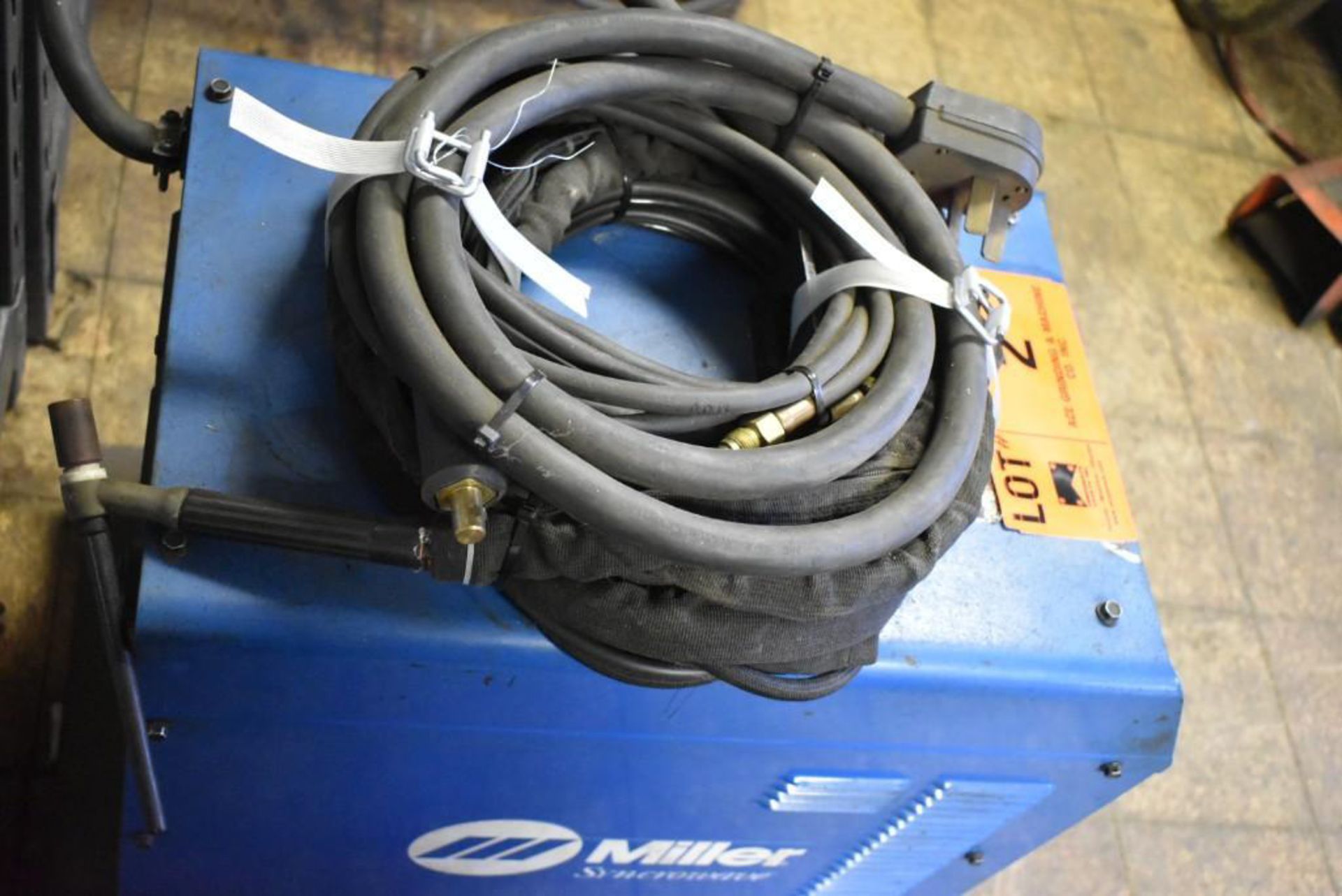 MILLER SYNCROWAVE 1805D PORTABLE TIG WELDER WITH CABLES & GUN, S/N ...