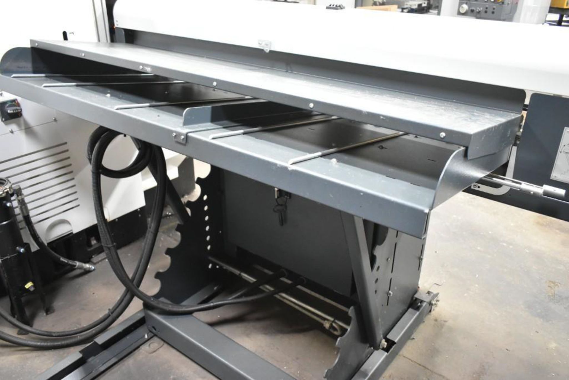 LNS (2017) QUICK LOAD SERVO 80 S2 SPINDLE LENGTH BAR FEEDER WITH 3-1/8 ...