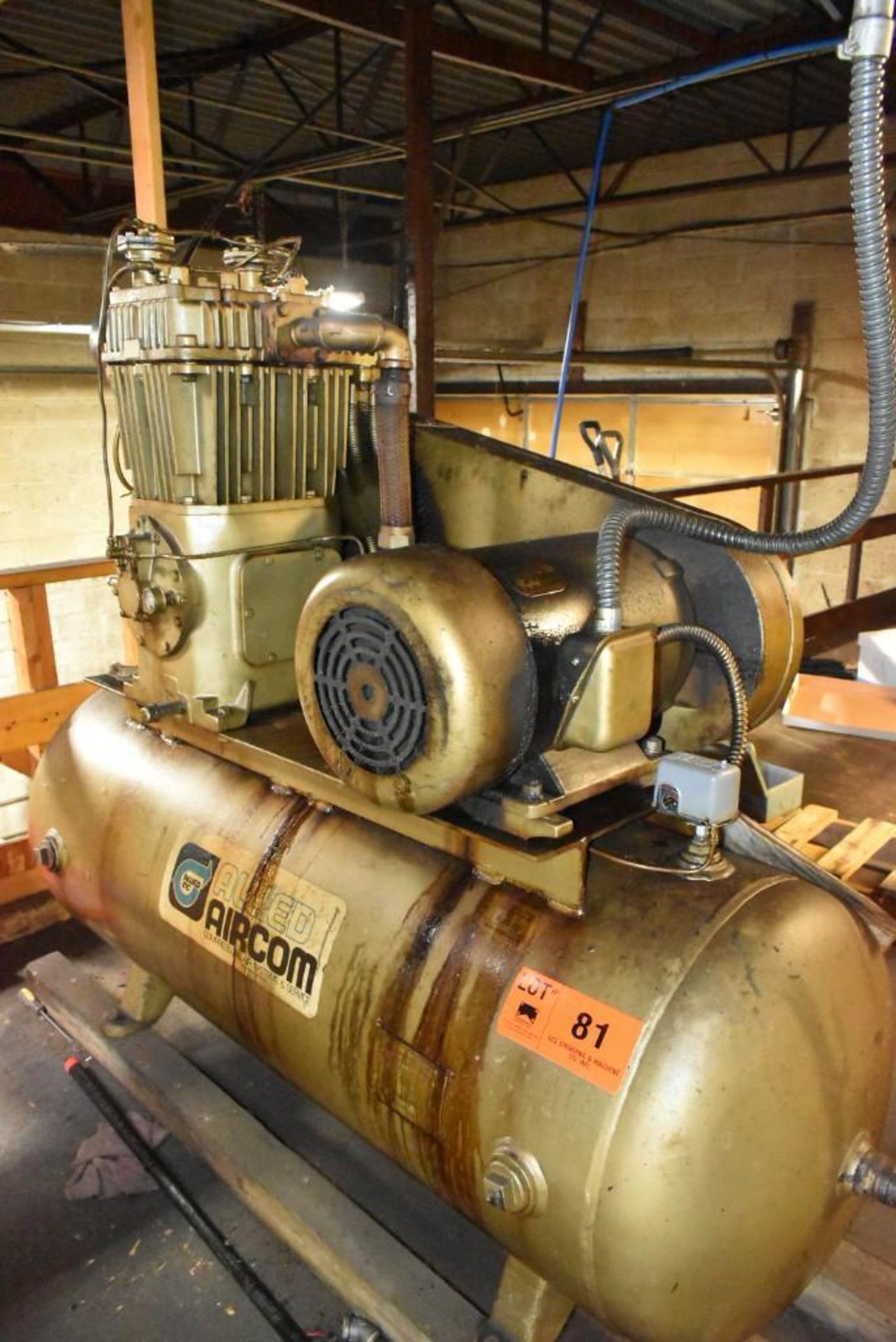 ALLIED AIRCOM 10 HP TANK-MOUNTED AIR COMPRESSOR, S/N: N/A (CI) (DELAYED ...
