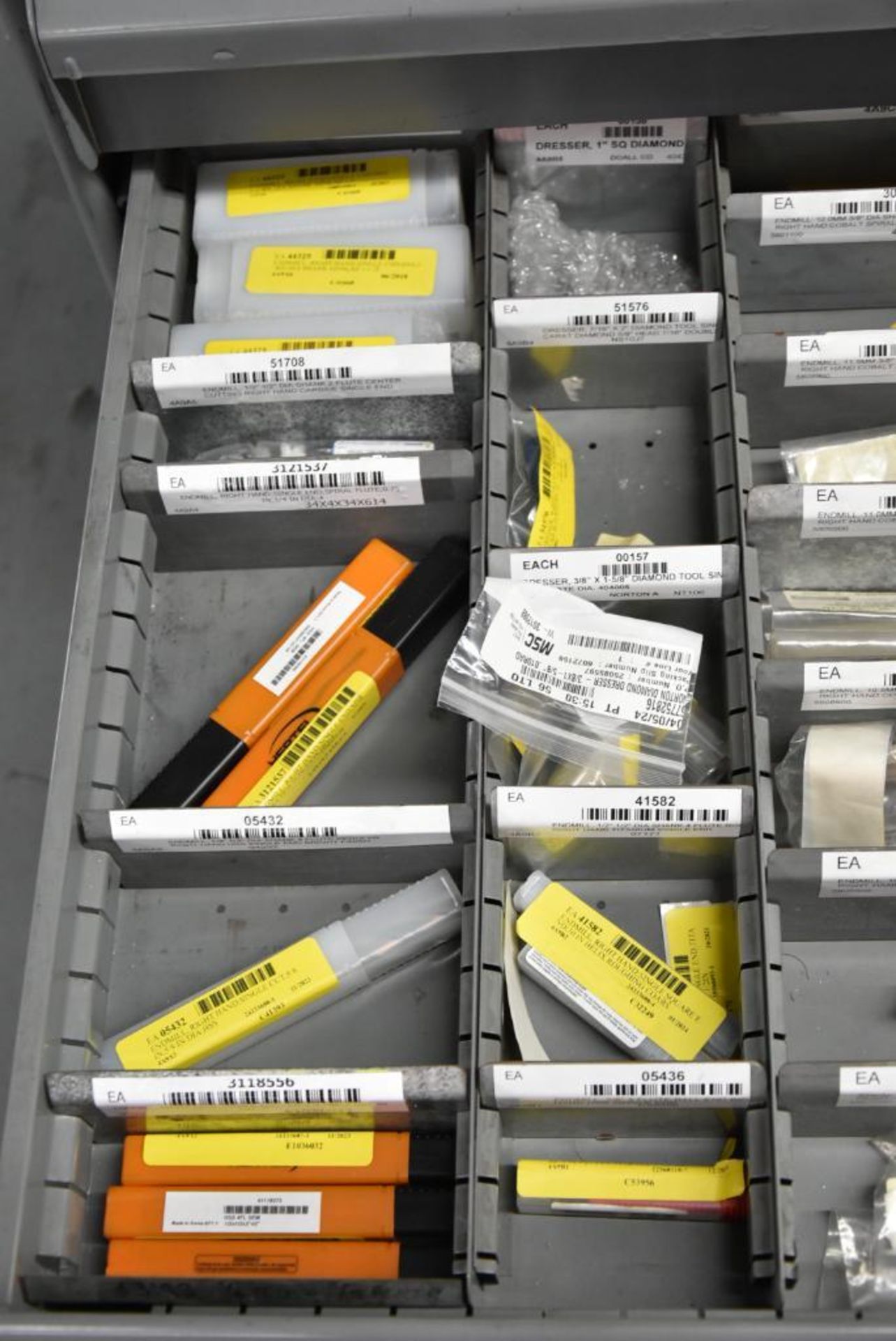 { Choice of lots: 13A, 14A } LOT/ CONTENTS OF DRAWERS - PERISHABLE ...