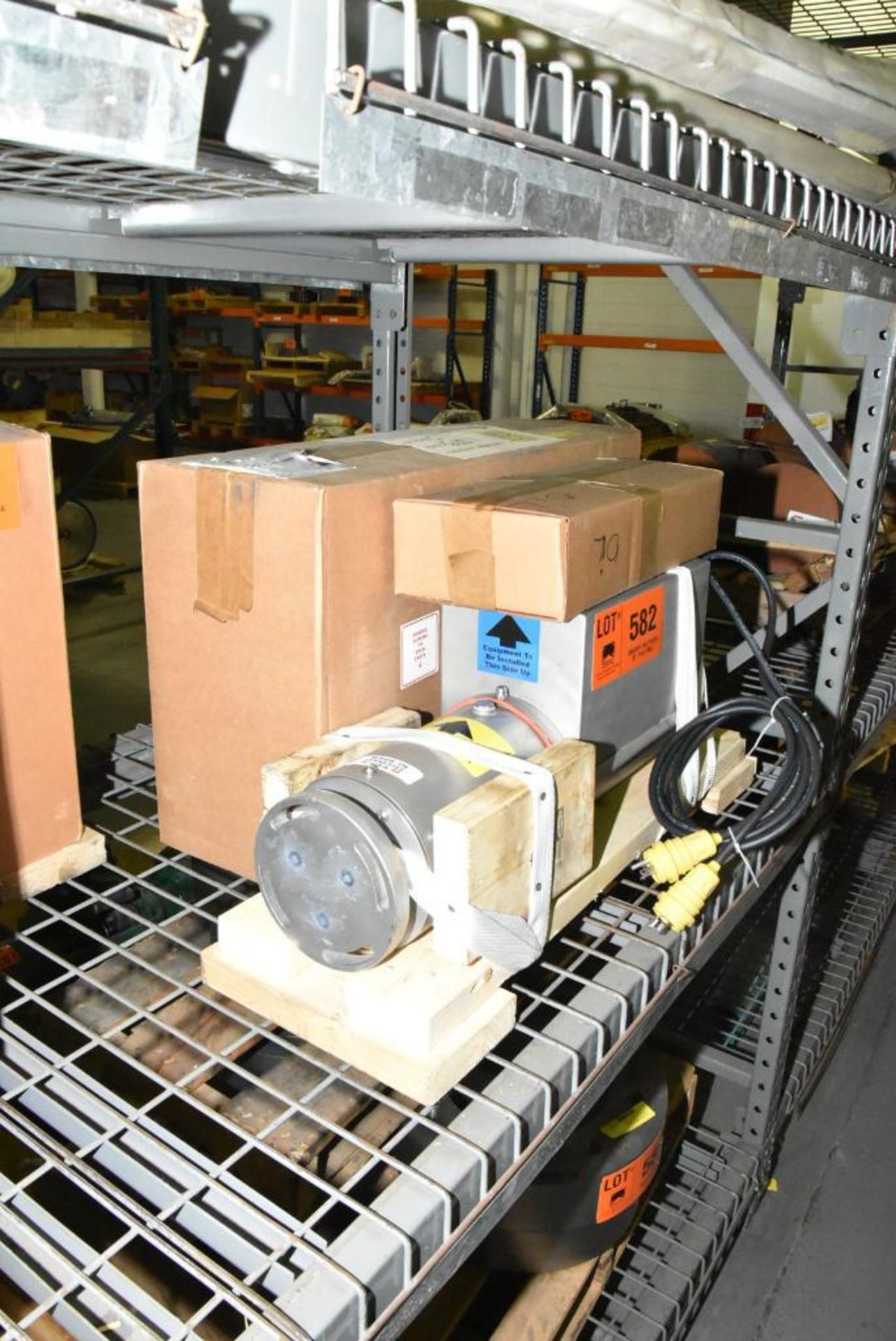 { Choice of lots: 582 } PRECISION CONTROL OSCILLATING GEARBOX WITH 300: ...