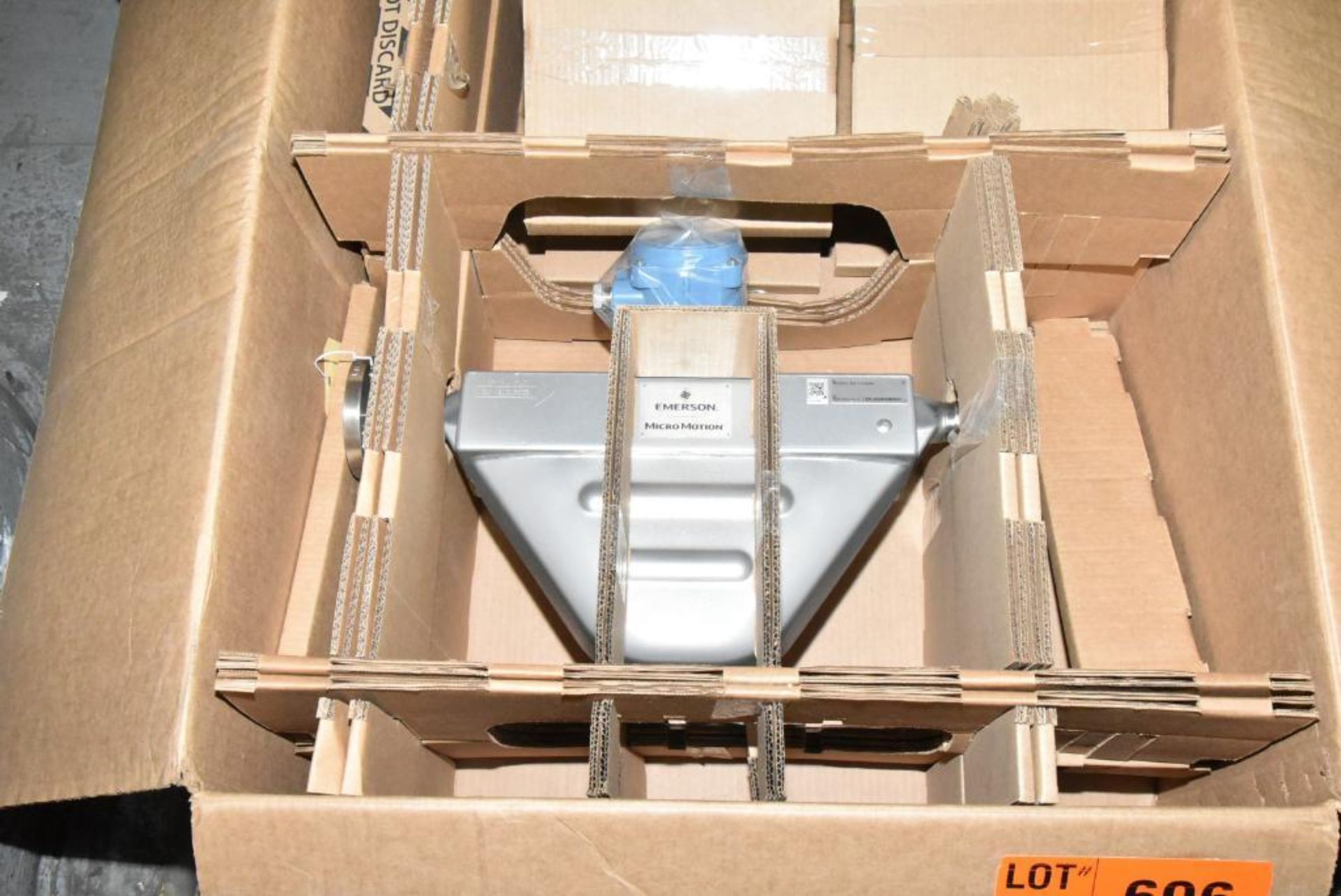 EMERSON MICRO MOTION R-SERIES CORIOLIS DN25 MODEL R100S128N2BAEZYZZ 4 ...