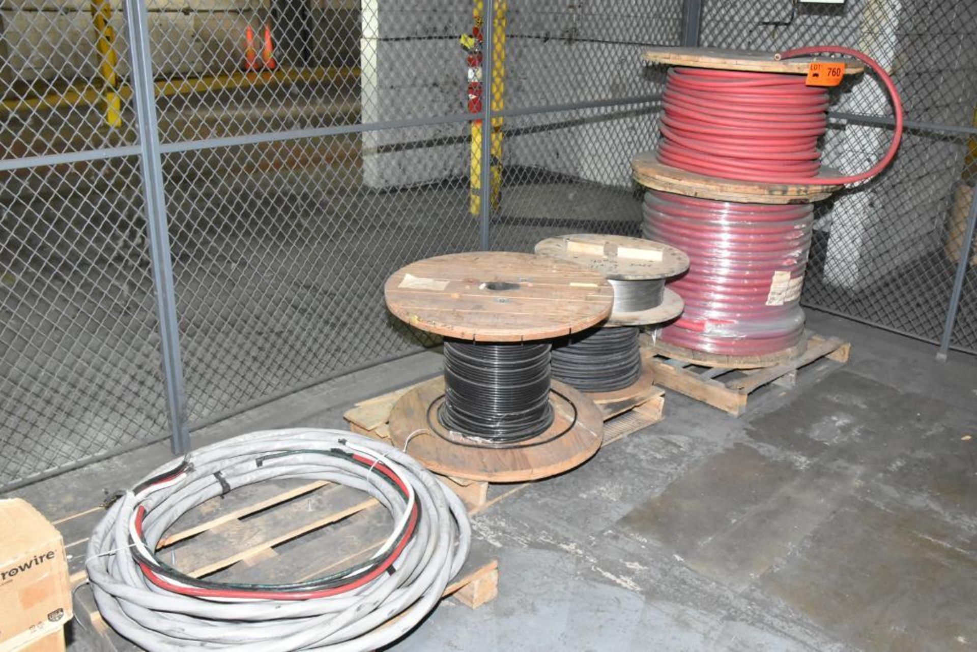 { Choice of lots: 758, 760 } LOT/ SPOOLS OF ELECTRICAL CABLE & WIRE ...