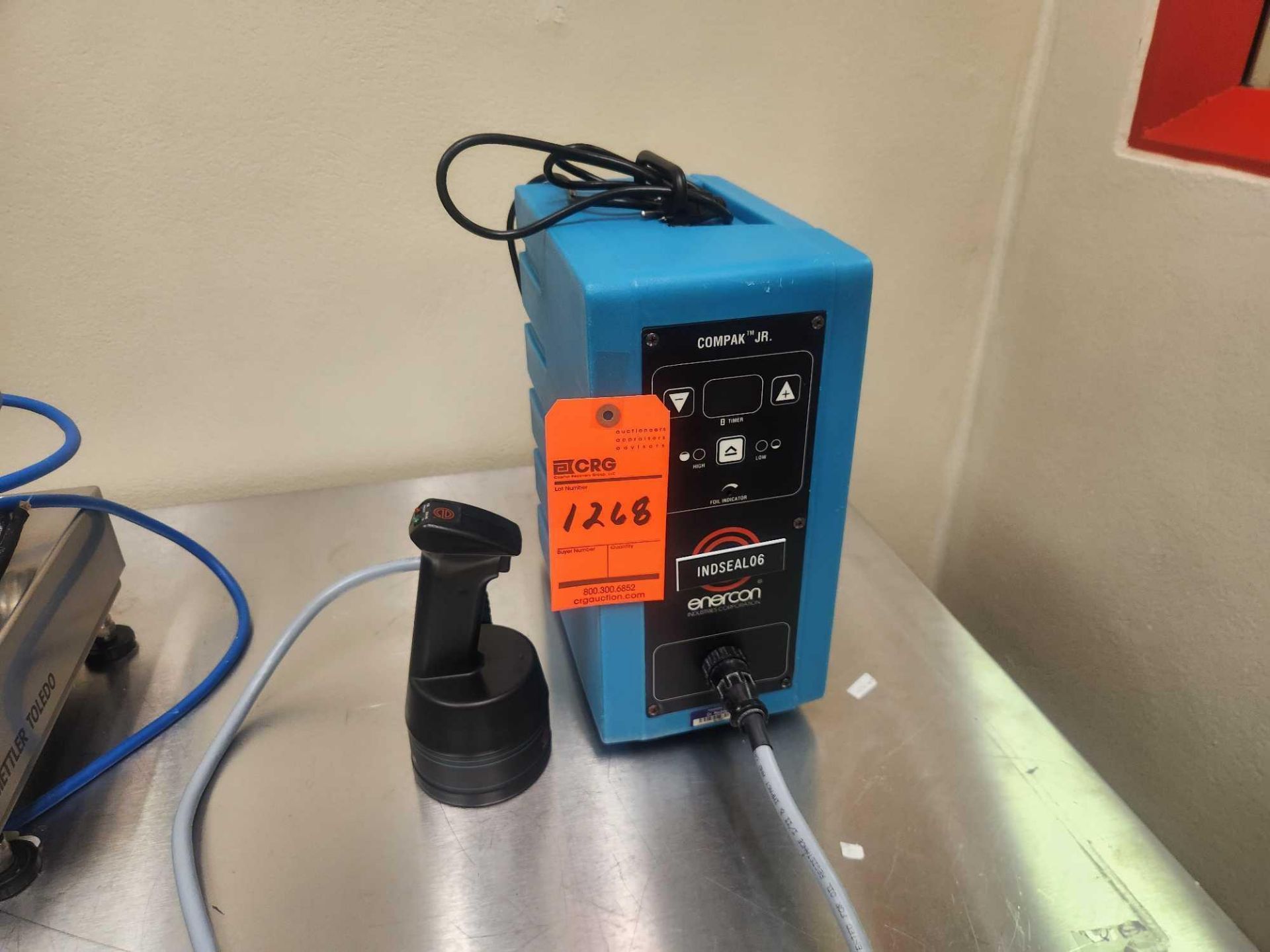 Enercon COMPAK JR portable cap sealer (ROOM 312 TEST)