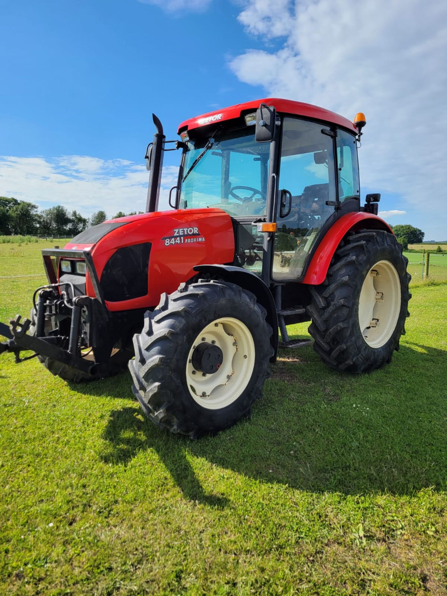ZETOR 8441 PROXIMA TRACTOR REG. YJ56 UFW HOURS. 3031 *Please note that ...