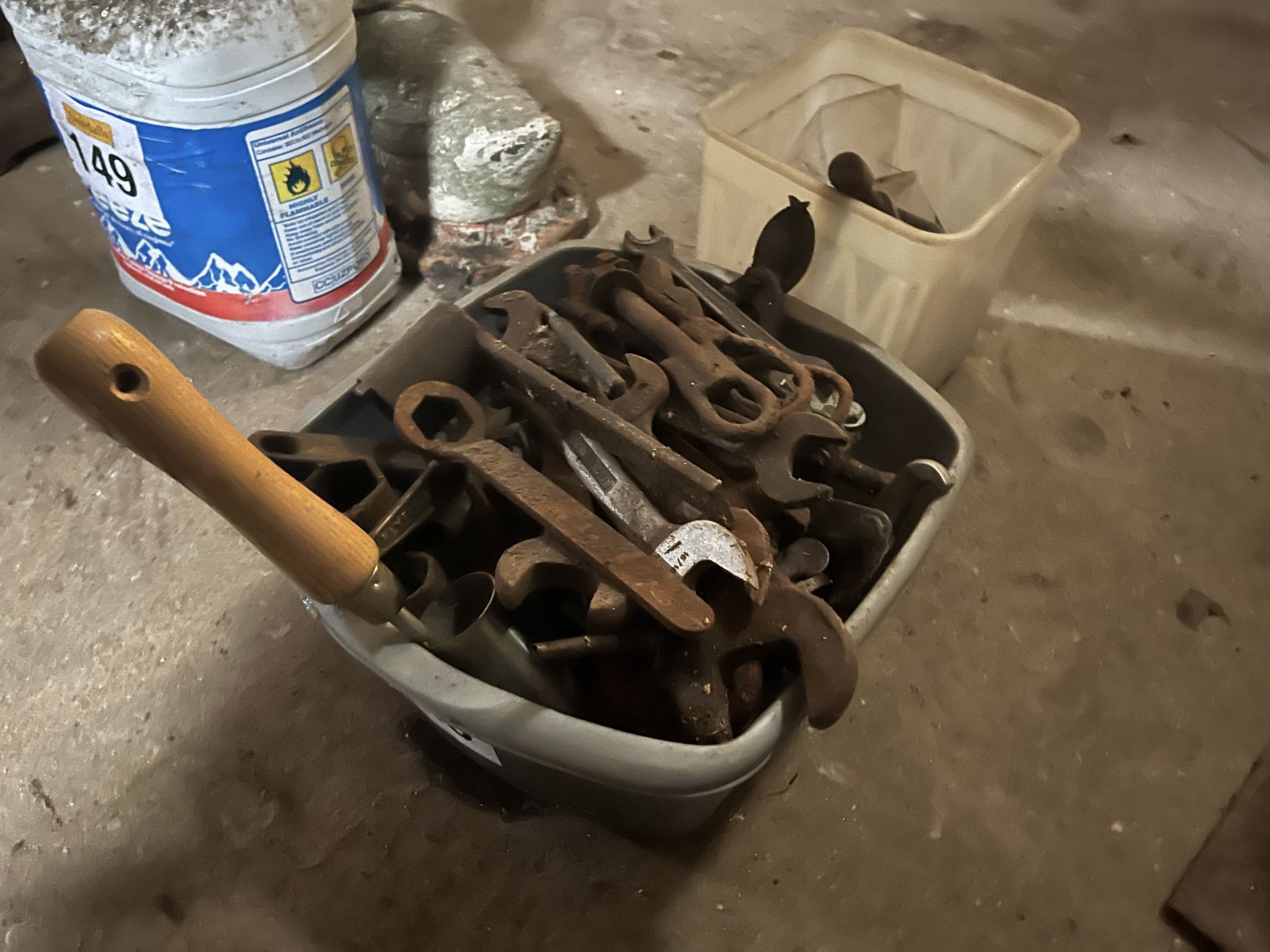 HAND TOOLS