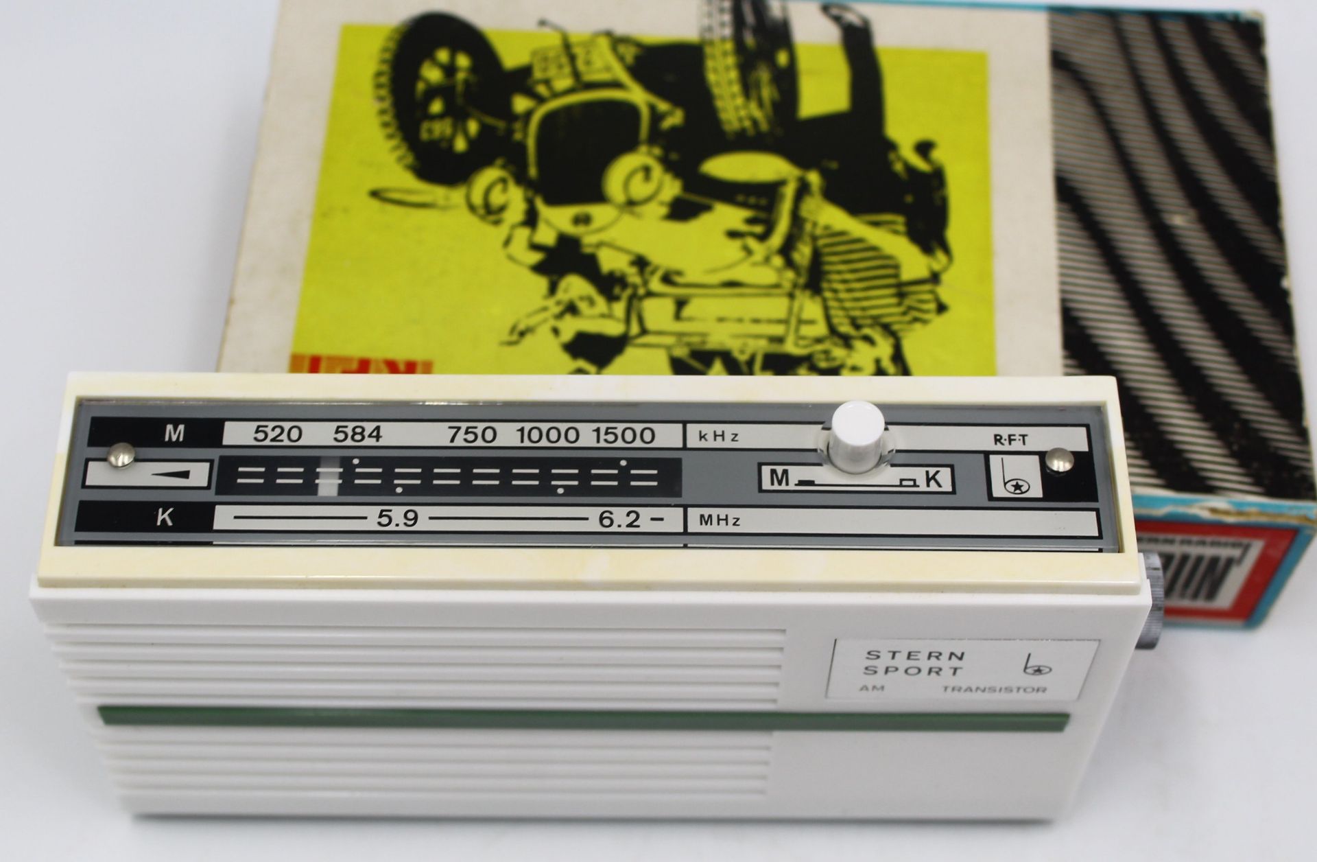 Stern Transistorradio DDR, neuwertig in orig. Karton (hier fehlen ...