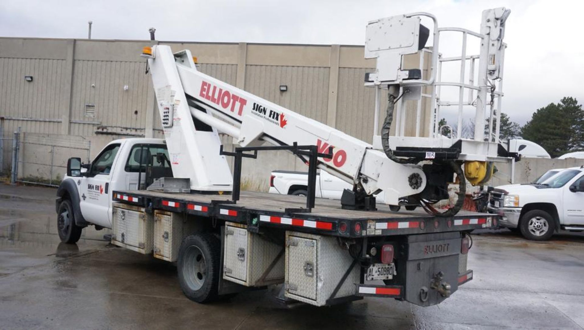 2015 ELLIOTT V60F TELESCOPIC AERIAL PLATFORM LIFT (63' MAX WORKING ...