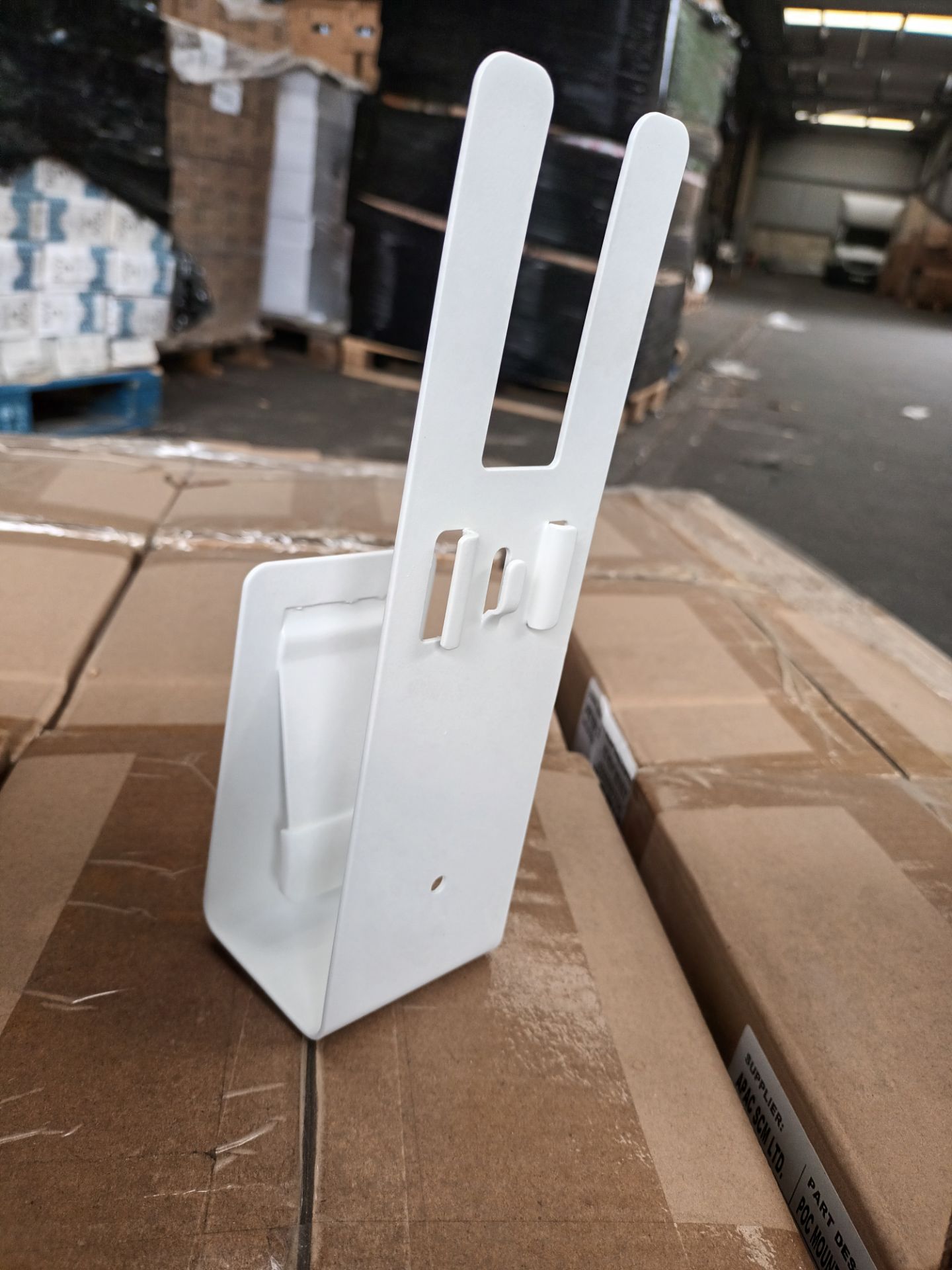 480 x gojo poc mount bed end 2" ( 20 boxes Containing 12 pieces per box ...