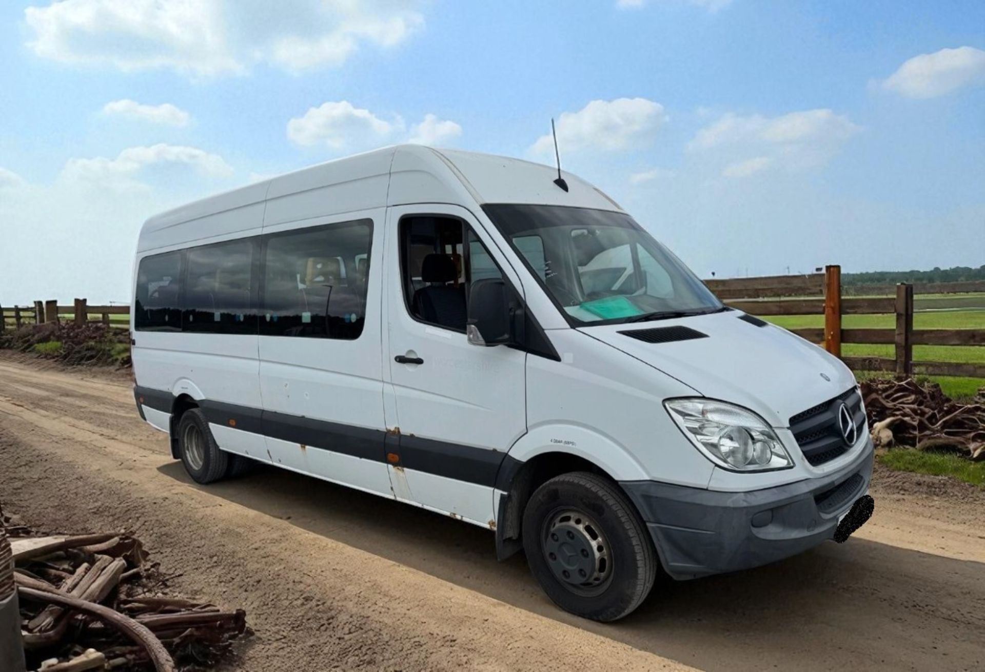 2010 Mercedes-Benz Sprinter 513CDI LWB MinibusYear: 2010Mileage ...