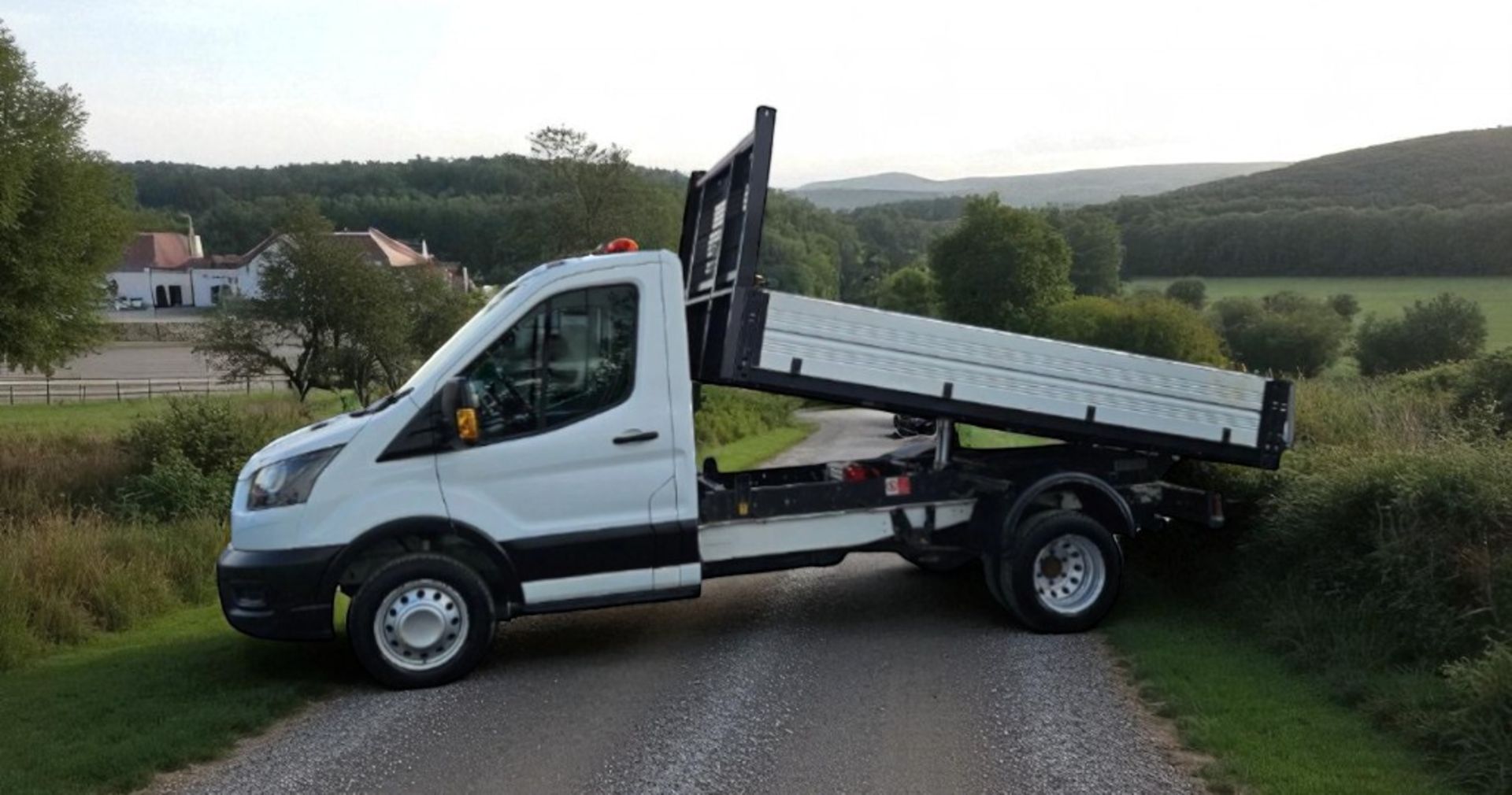 2020 Ford Transit 350 Leader 130BHP TDCi RWD LWB Tipper Pick-UpMake ...