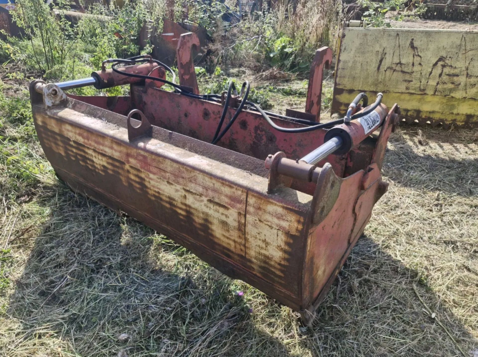 Redrock Alligator Shear GrabMake/Model: RedrockType: Shear Grab / Bale ...