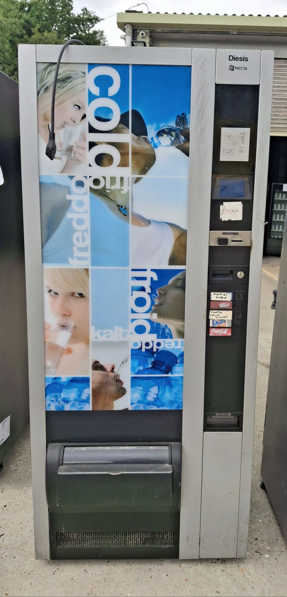DIESIS NECTA ALL COLD DRINKS VENDING MACHINEUNTESTED NO WARRANTY£400 ...