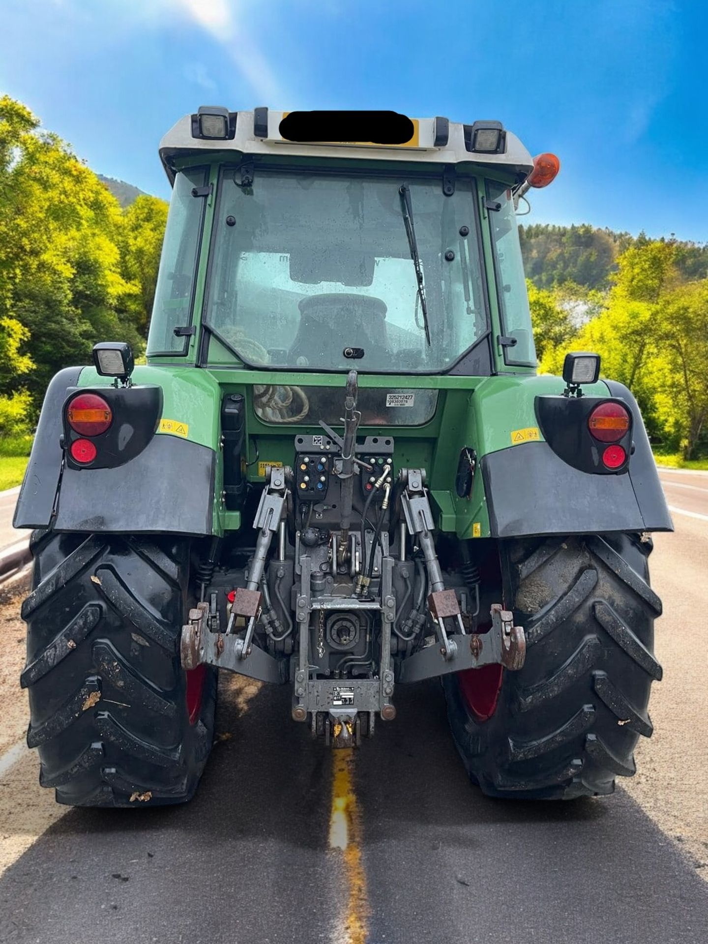 2015 Fendt 312 Vario Tractor with MX U308 Front LoaderYear: 2015Hours ...