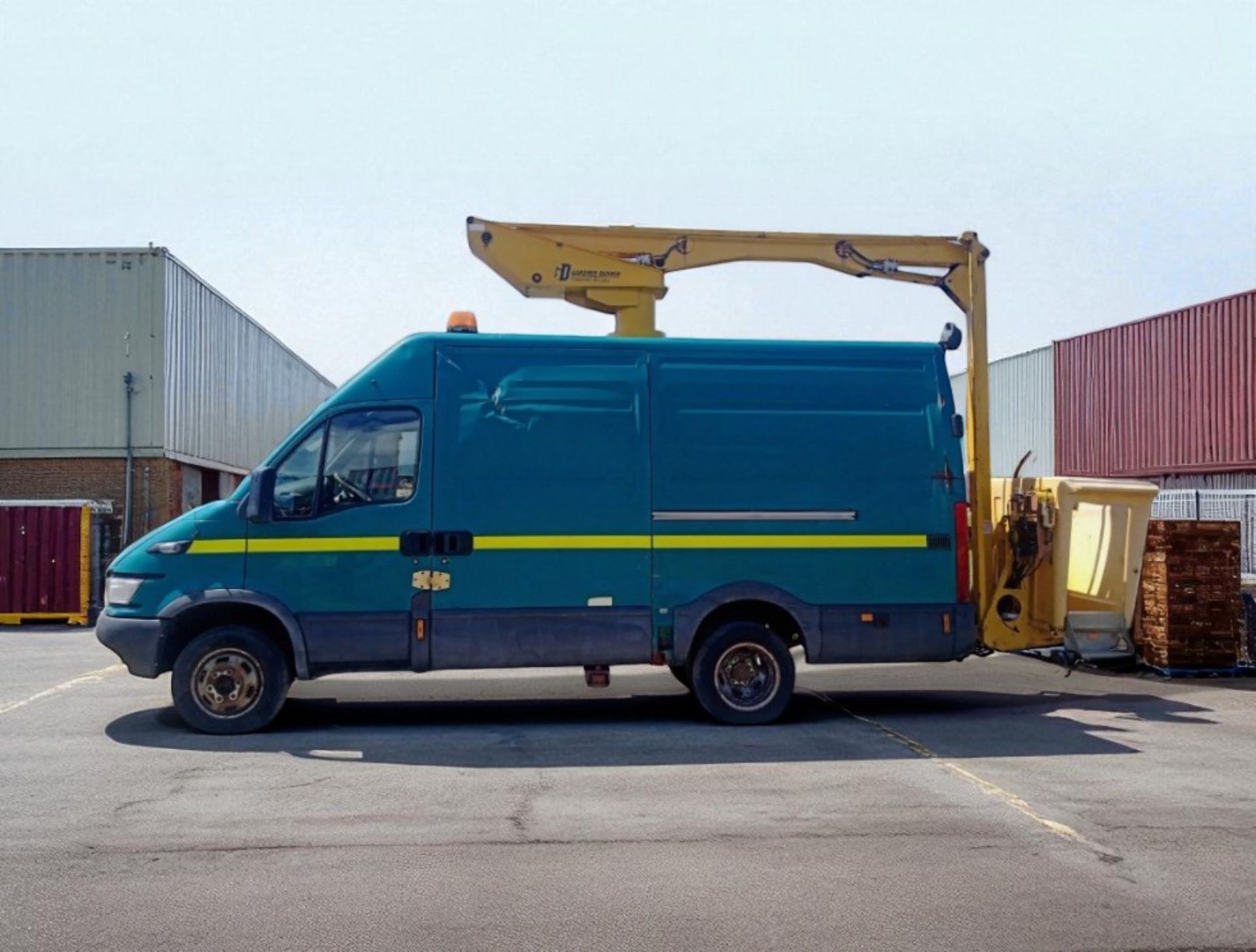 Iveco Cherry Picker – 2006Type: Scissor Lift / Access Platform / MEWP ...