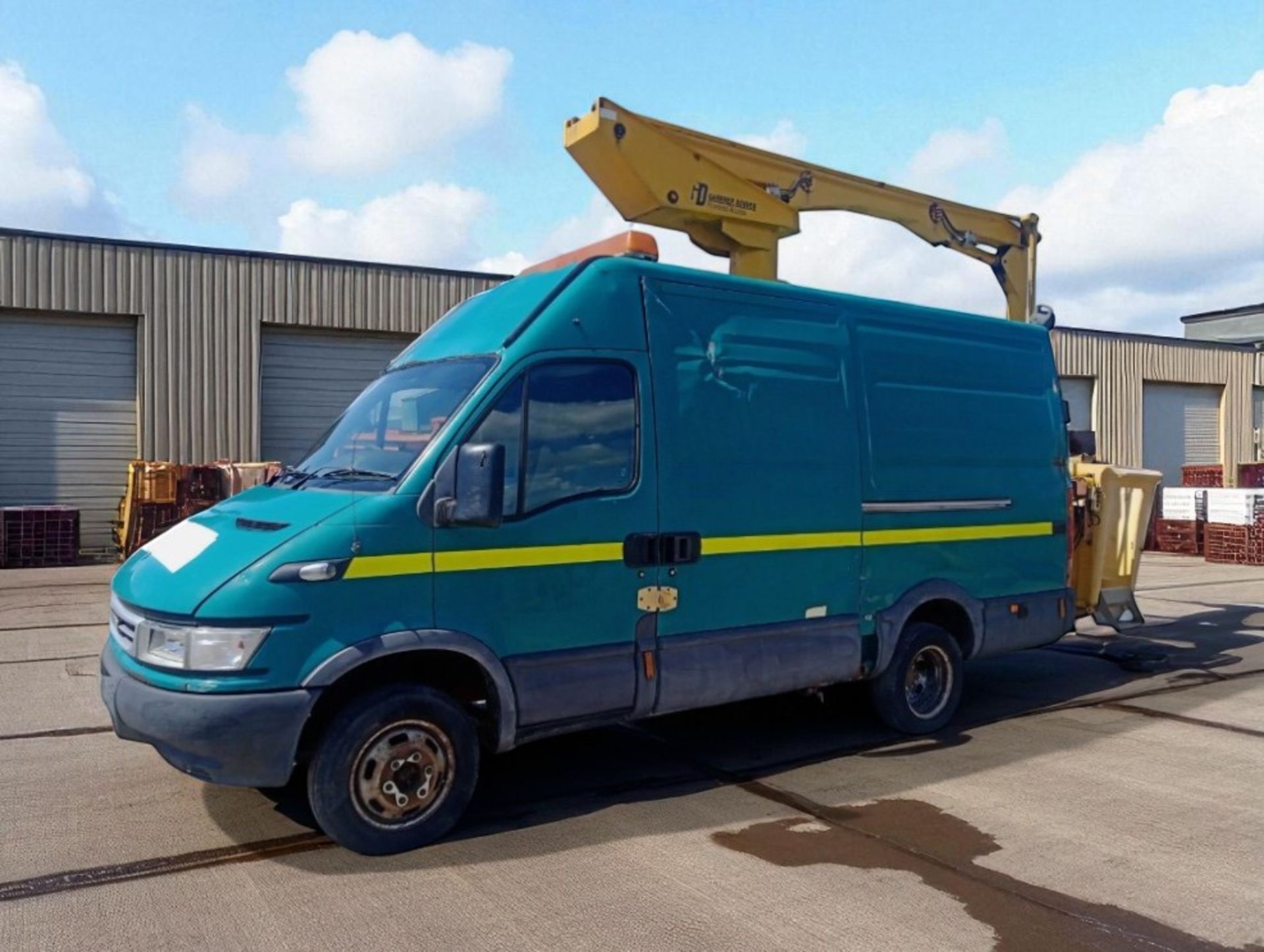Iveco Cherry Picker – 2006Type: Scissor Lift / Access Platform / MEWP ...